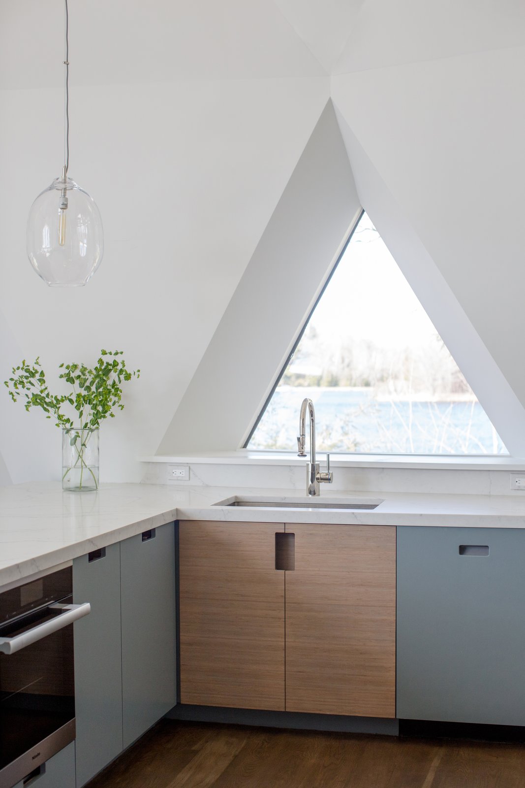 Photo 9 of 17 in A Geodesic Dome Shines With a Light and Bright ...