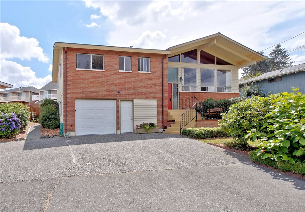 Doll House (1 Photo) - Dwell