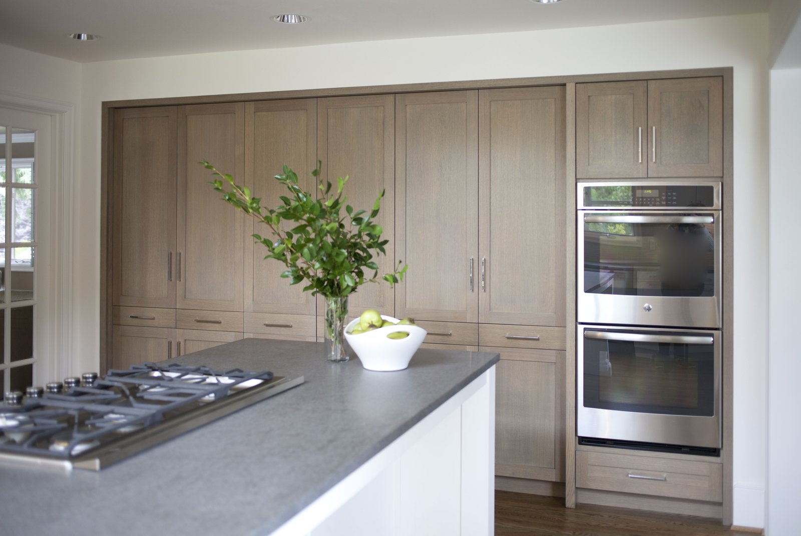 Photo 4 of 7 in Clyde Hill Kitchen by Hyde Evans Design - Dwell
