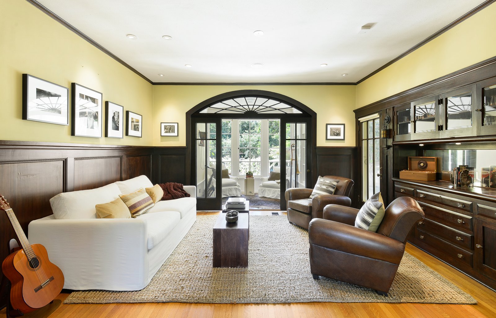 Photo 5 of 15 in John Viener Home by AJ Adelman - Dwell