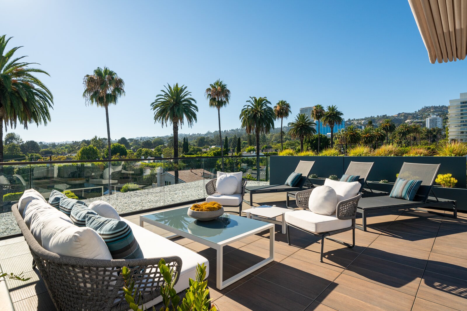 Photo 7 of 7 in These Luxury Los Angeles Residences are a California ...