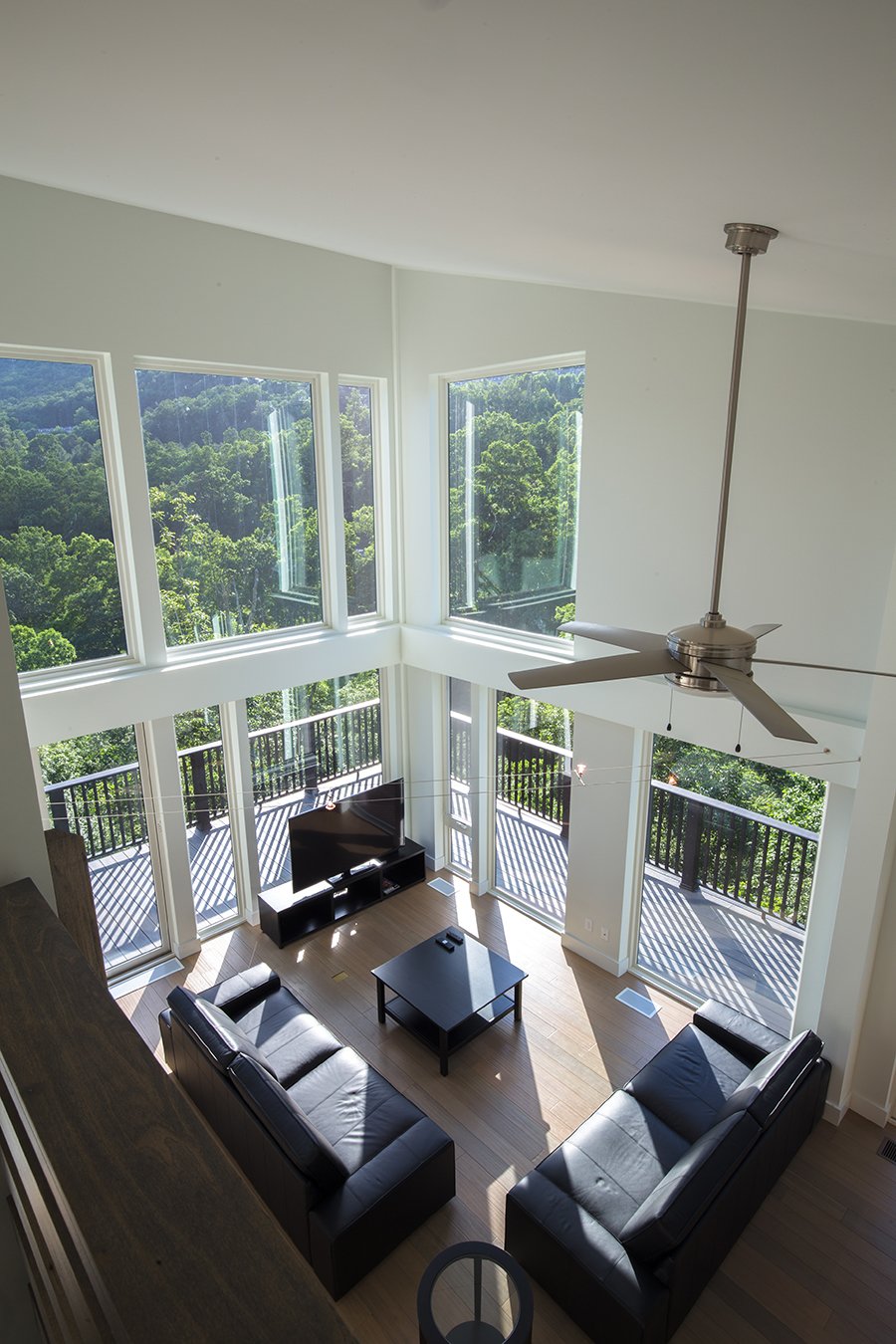 Photo 3 of 13 in The Angle House by DBI Architects, Inc. - Dwell