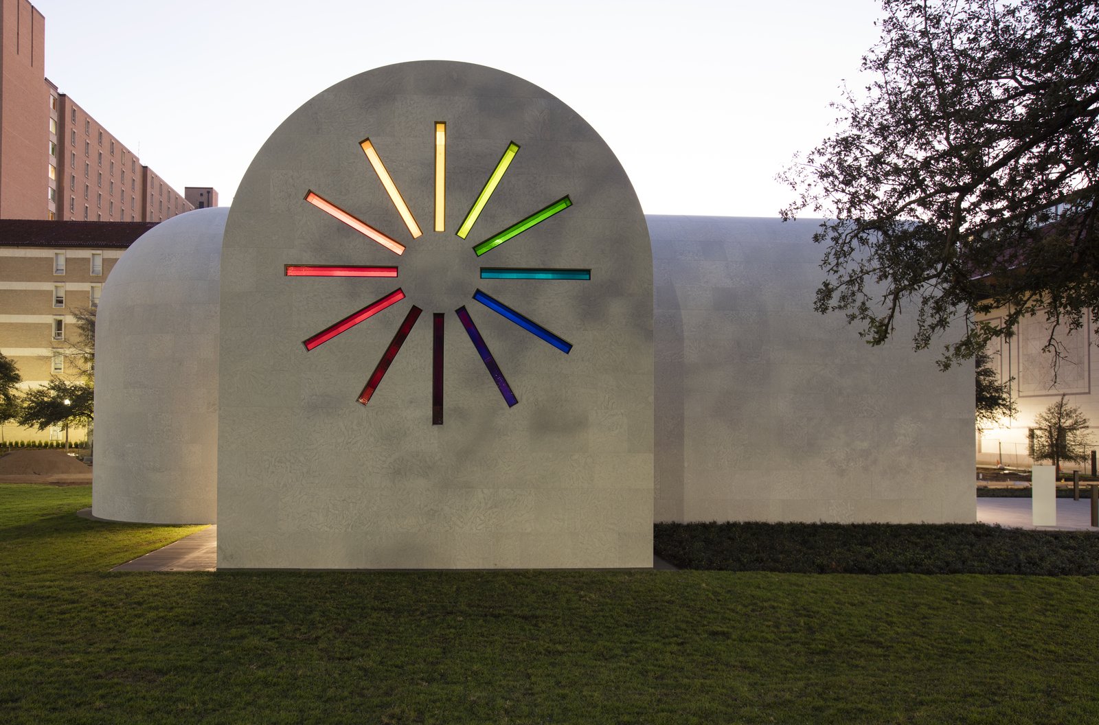 Photo 2 of 10 in Artist Ellsworth Kelly's Final Work Is Now Open in ...