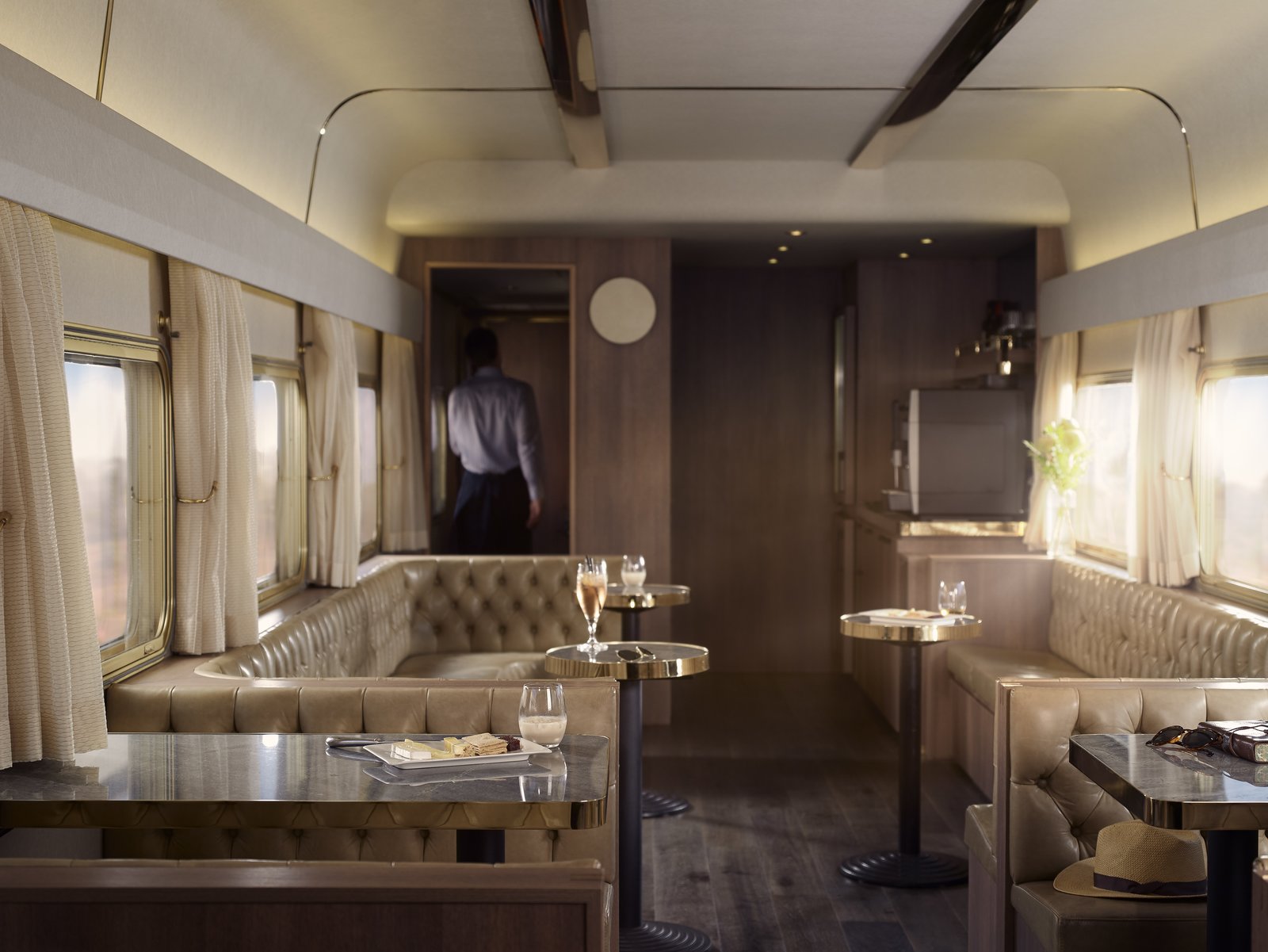Photo 5 of 8 in 7 of the Most Amazing Sleeper Trains Around the World ...