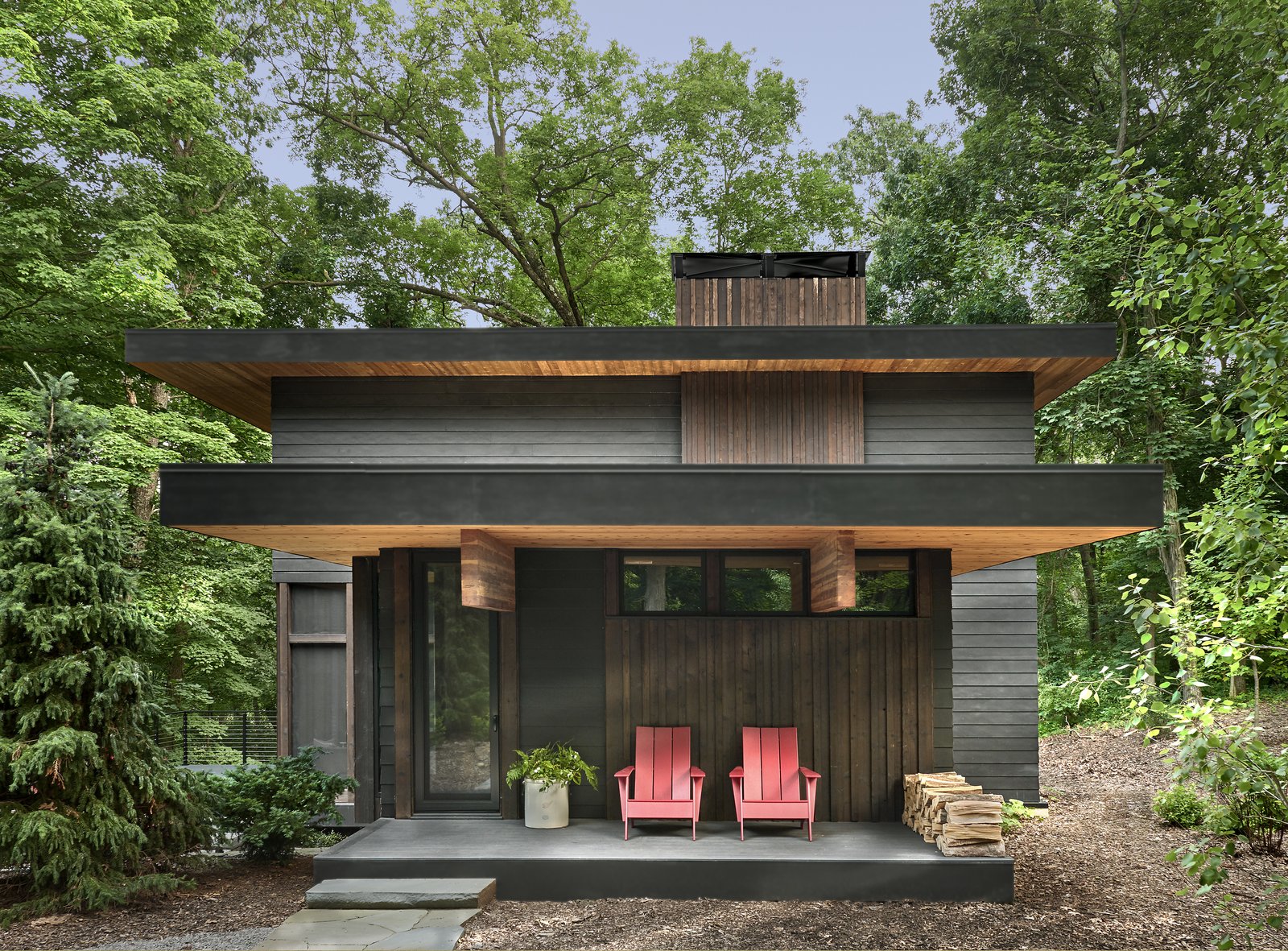 Photo 2 of 15 in A Matte Black Cabin Strikes the Perfect Balance ...