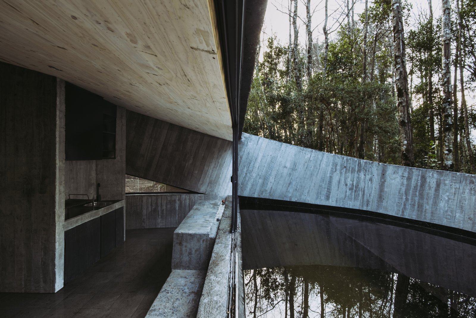 Photo 13 of 13 in This Unusual Structure Melds a Traditional Chilean ...
