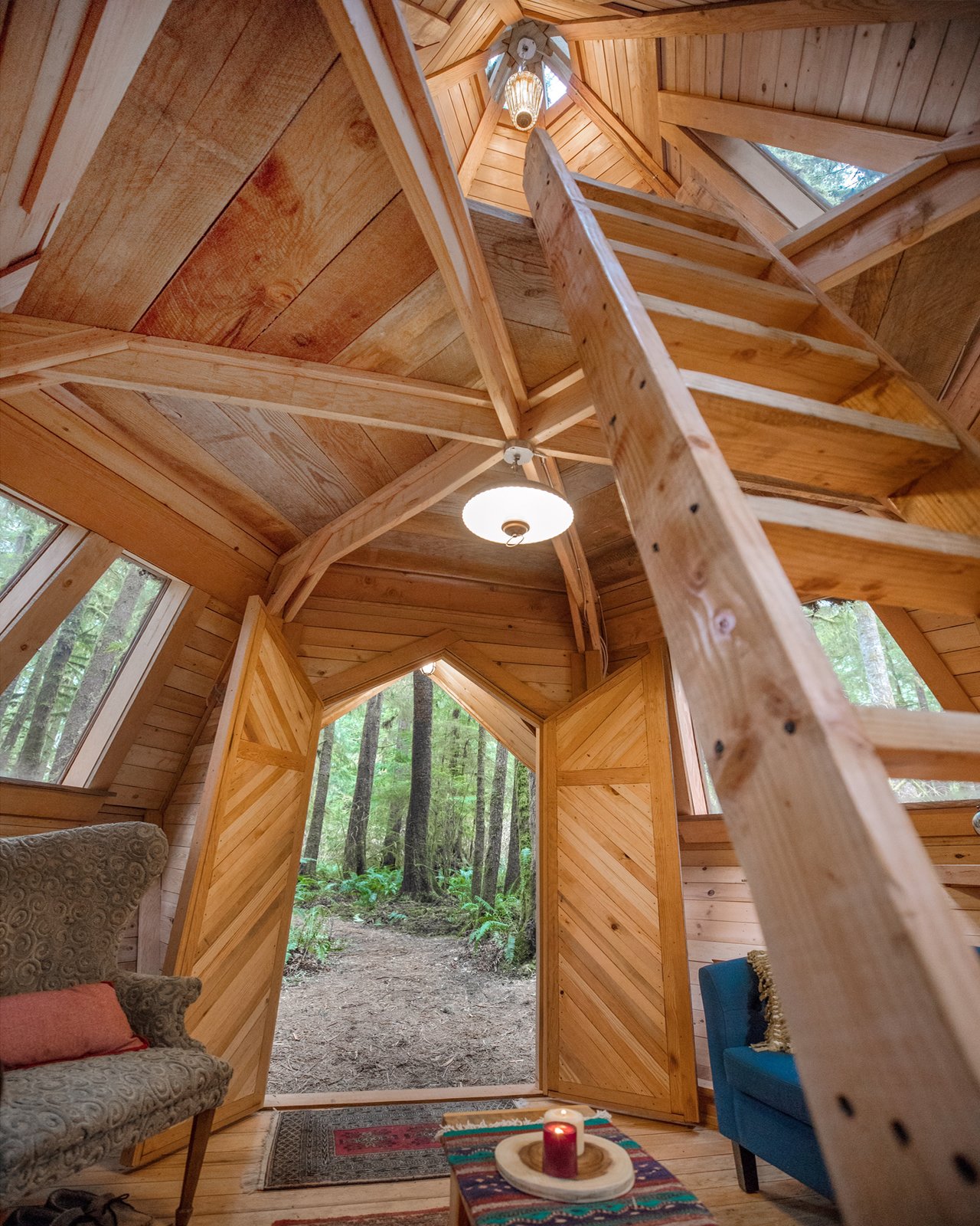 Photo 8 of 13 in This Dreamy Diamond Cabin Is Straight Out of a Fairy ...