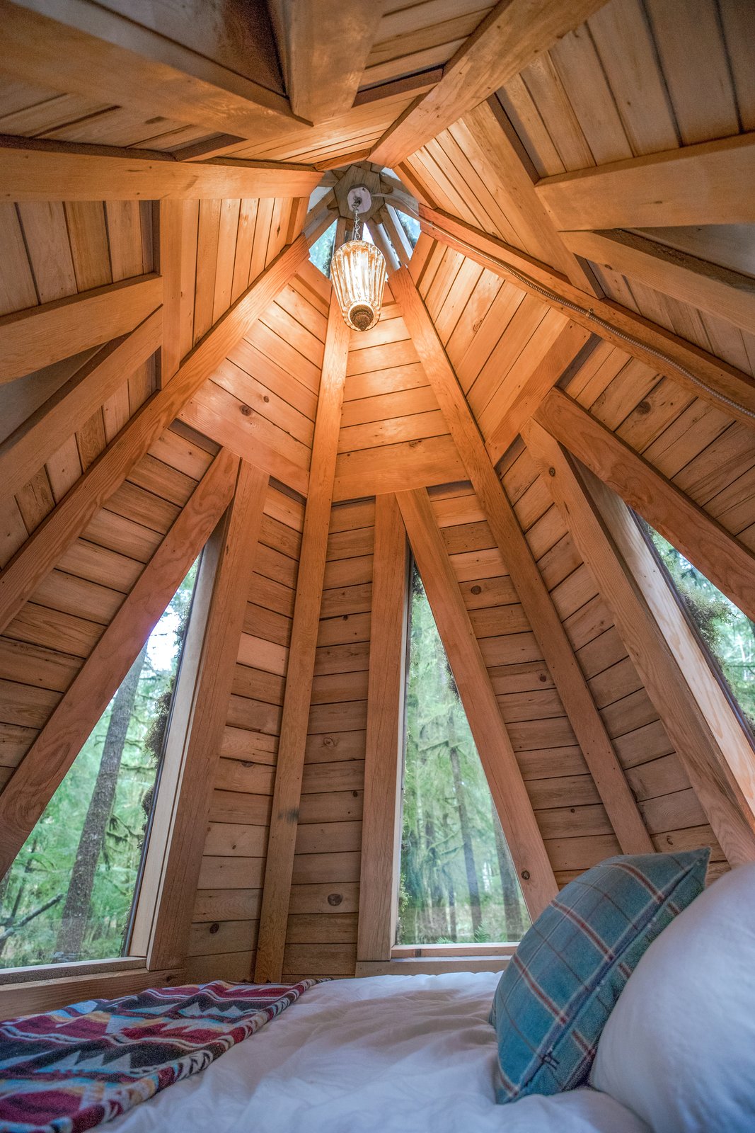 Photo 10 of 13 in This Dreamy Diamond Cabin Is Straight Out of a Fairy Tale - Dwell