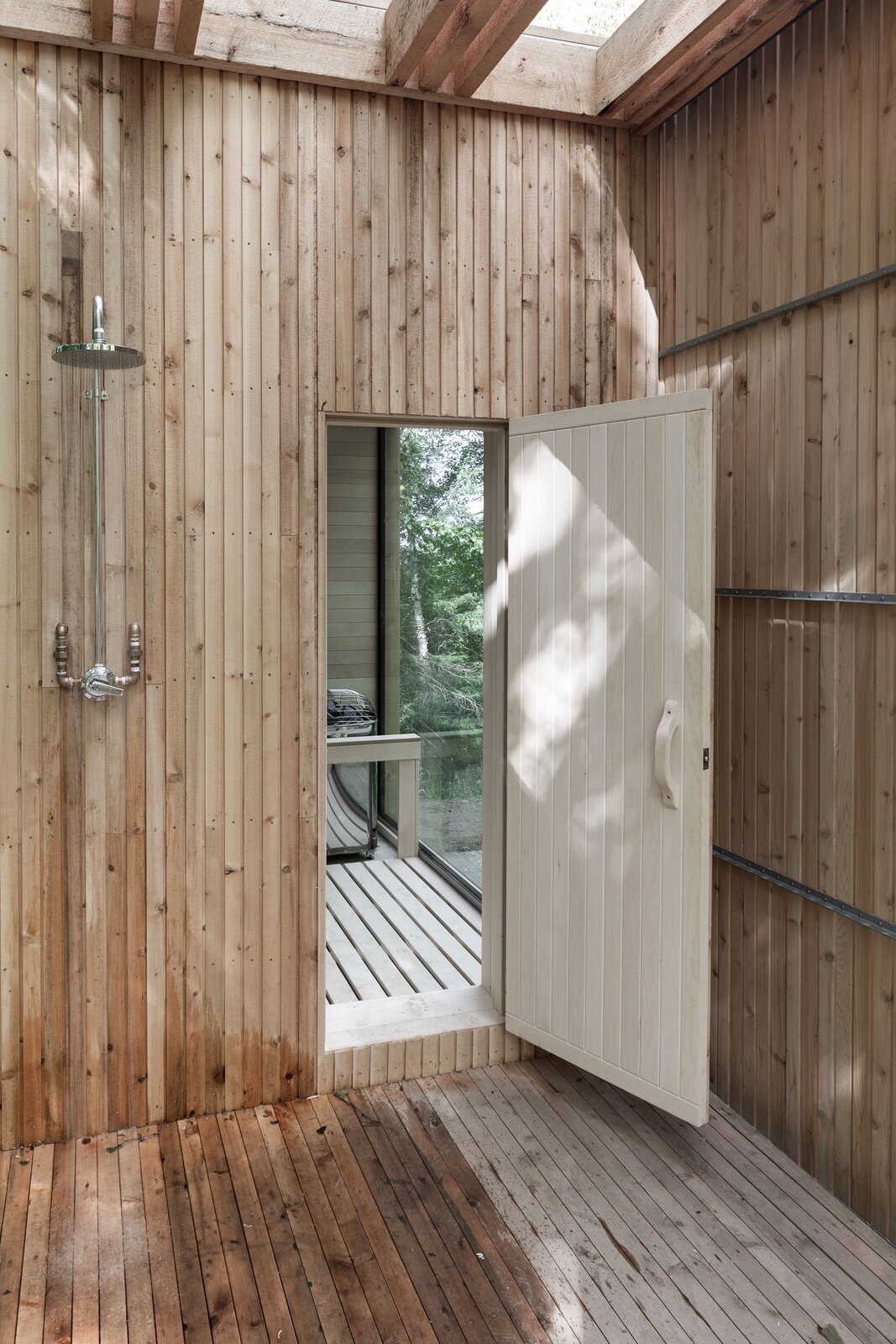 Photo 15 of 17 in A Timber-Clad Prefab Cabin Offers Respite in the ...