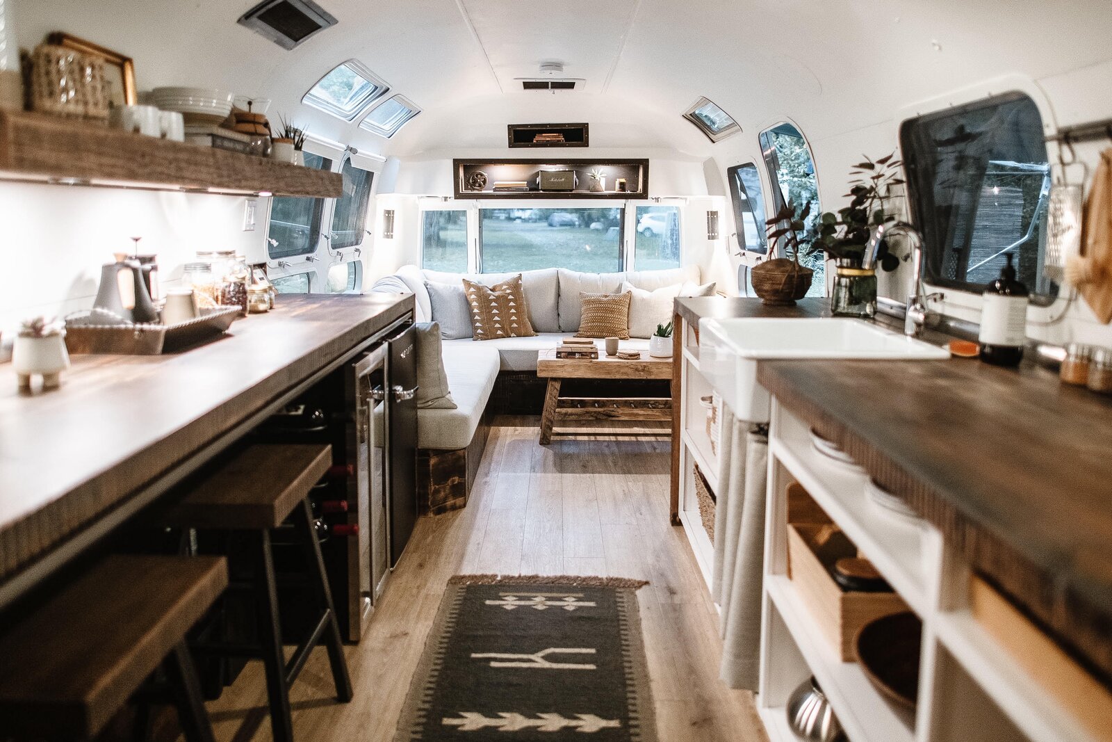 Photo 24 of 46 in 26 Vintage Airstream Renovations That’ll Make You ...