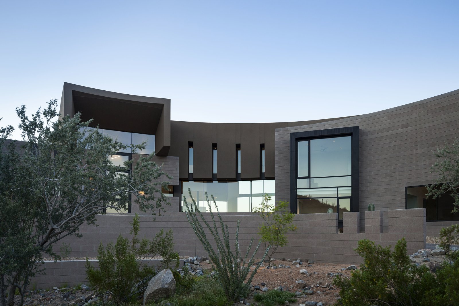 Photo 6 of 10 in Contour House by Brent Kendle / Kendle Design ...