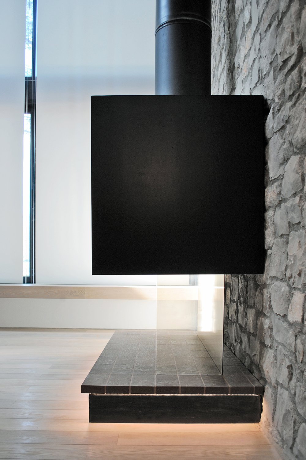 Photo 18 of 20 in The Wedge House by Marianna Athanasiadou - Dwell