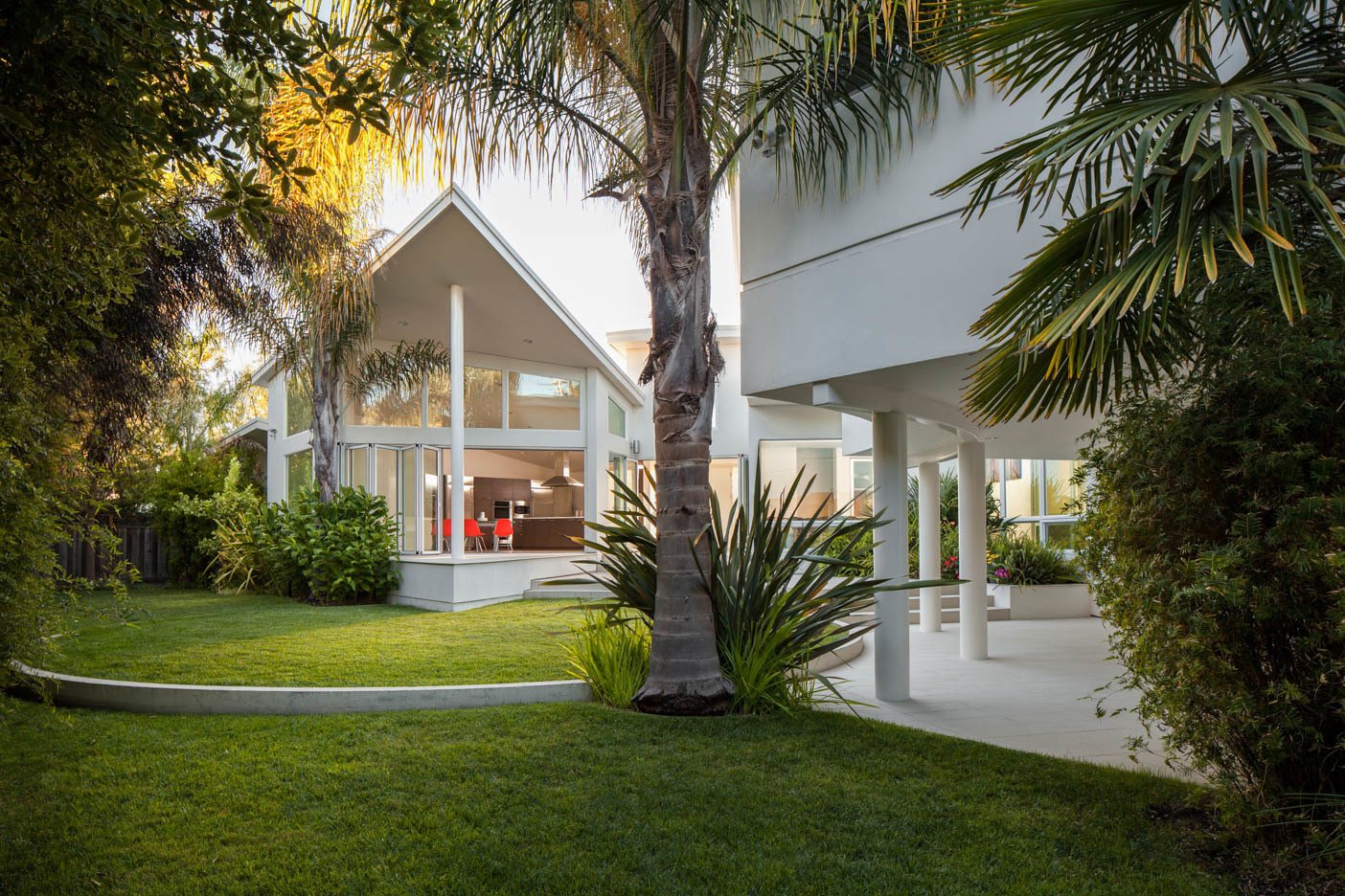 Photo 5 of 8 in An Eichler Evolution by Amnon Levy - Dwell