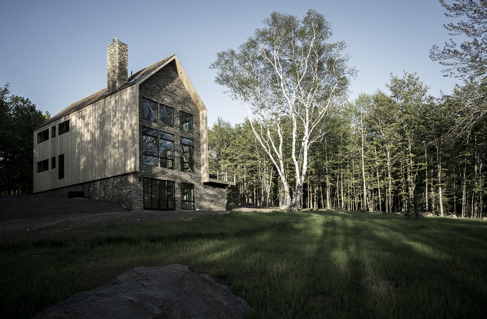 Photo 1 of 12 in Cedar and Stone by Mago A|D Architecture and Design ...