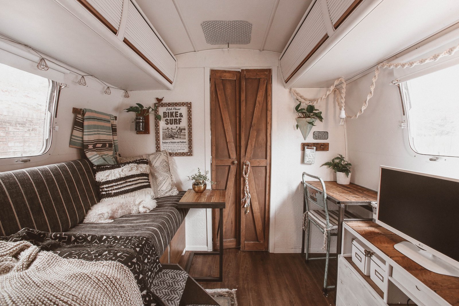 Photo 4 of 45 in 10 Van-Lifers You Should Follow on Instagram Right Now ...