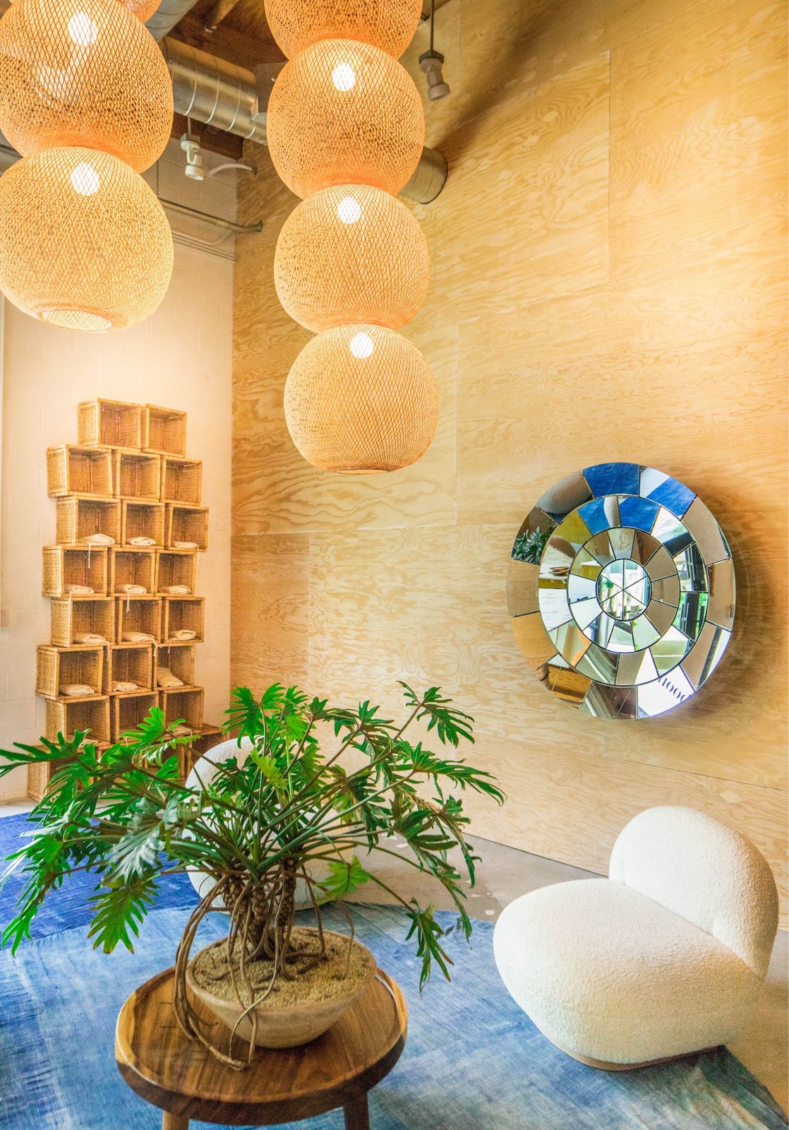 Photo 5 of 11 in Hawking Massages With a Social Purpose, Lifehood Is a ...