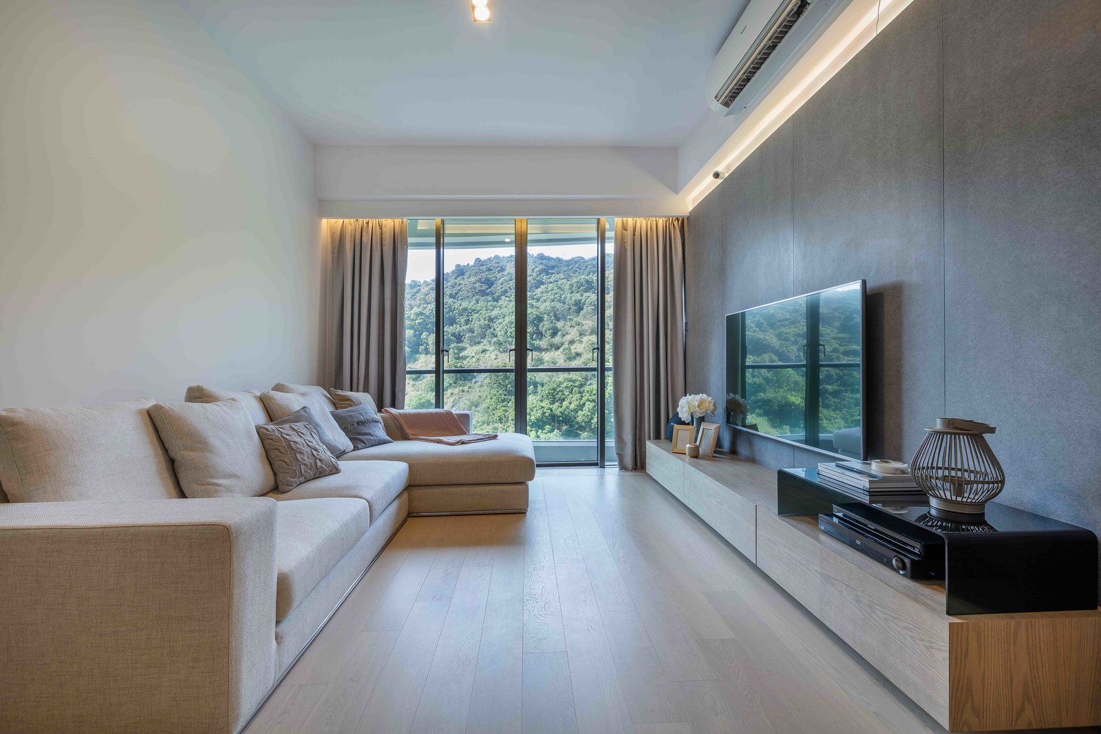 Photo 3 of 12 in Dragon's Range Studio Adjective HONG KONG by Studio ...