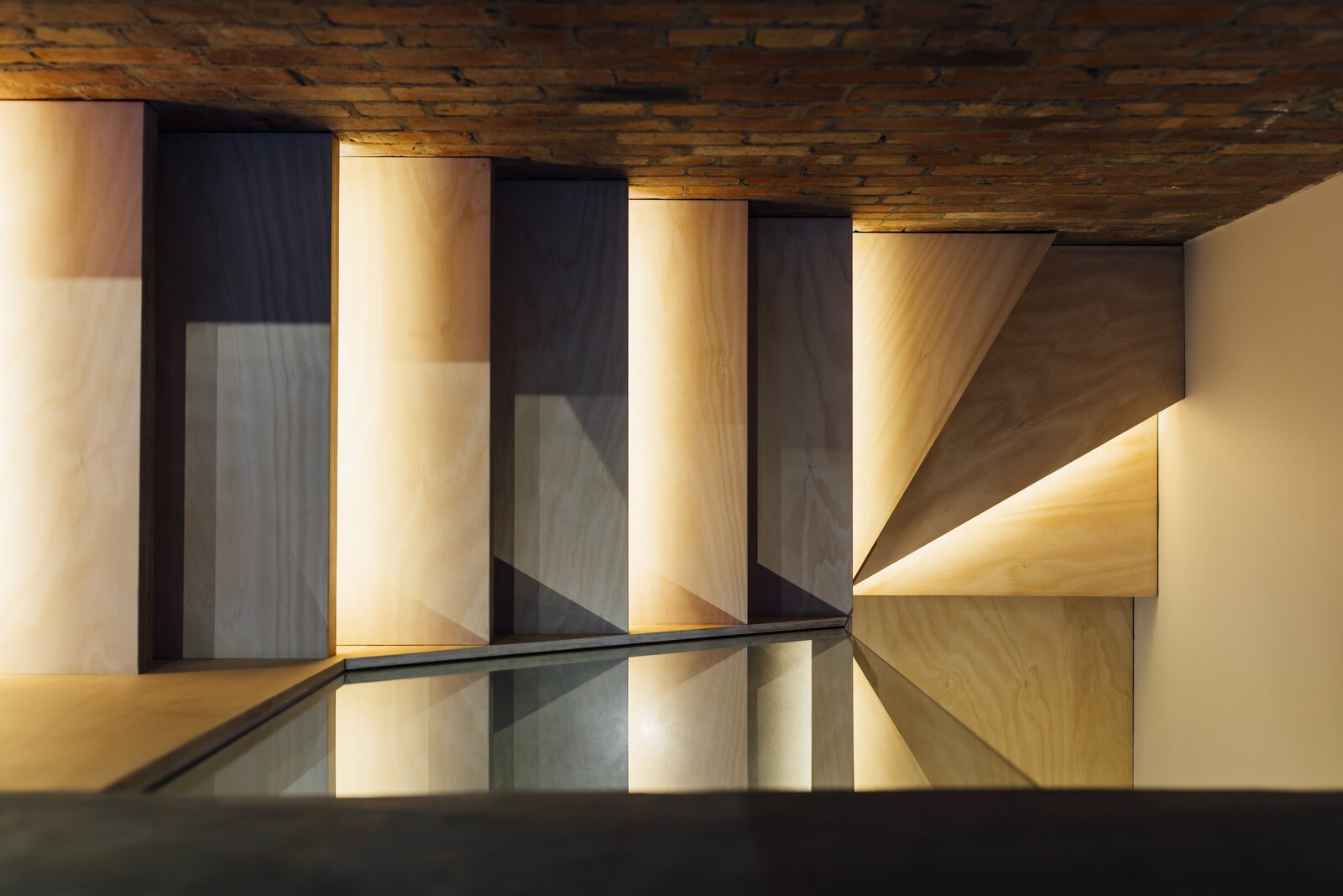 Photo 3 of 10 in This Melbourne Home’s Topsy-Turvy Addition Is Buried ...