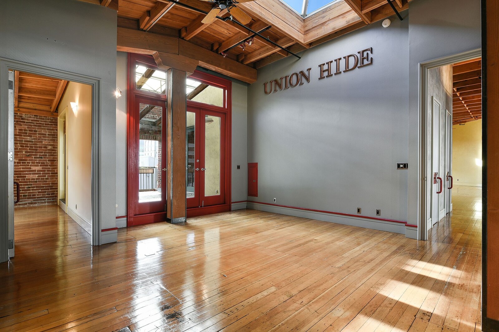 Photo 10 of 10 in The American Bag Building by Andy Read - Corcoran - Dwell