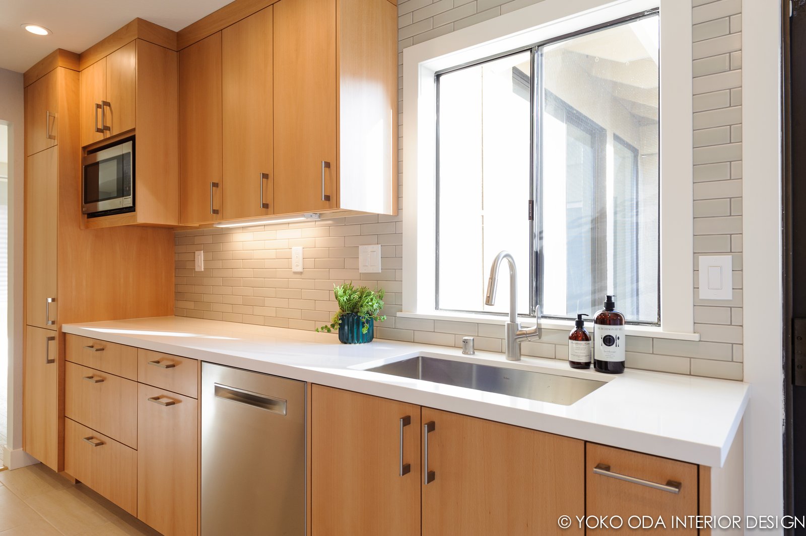 Photo 1 of 32 in Clean Lines Open Up a Condo in Walnut Creek by Yoko ...