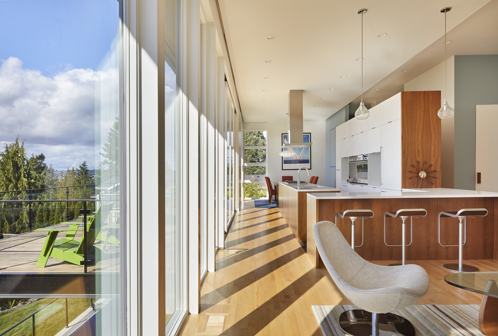 Photo 6 of 12 in Brooks Remodel by Floisand Studio Architects - Dwell