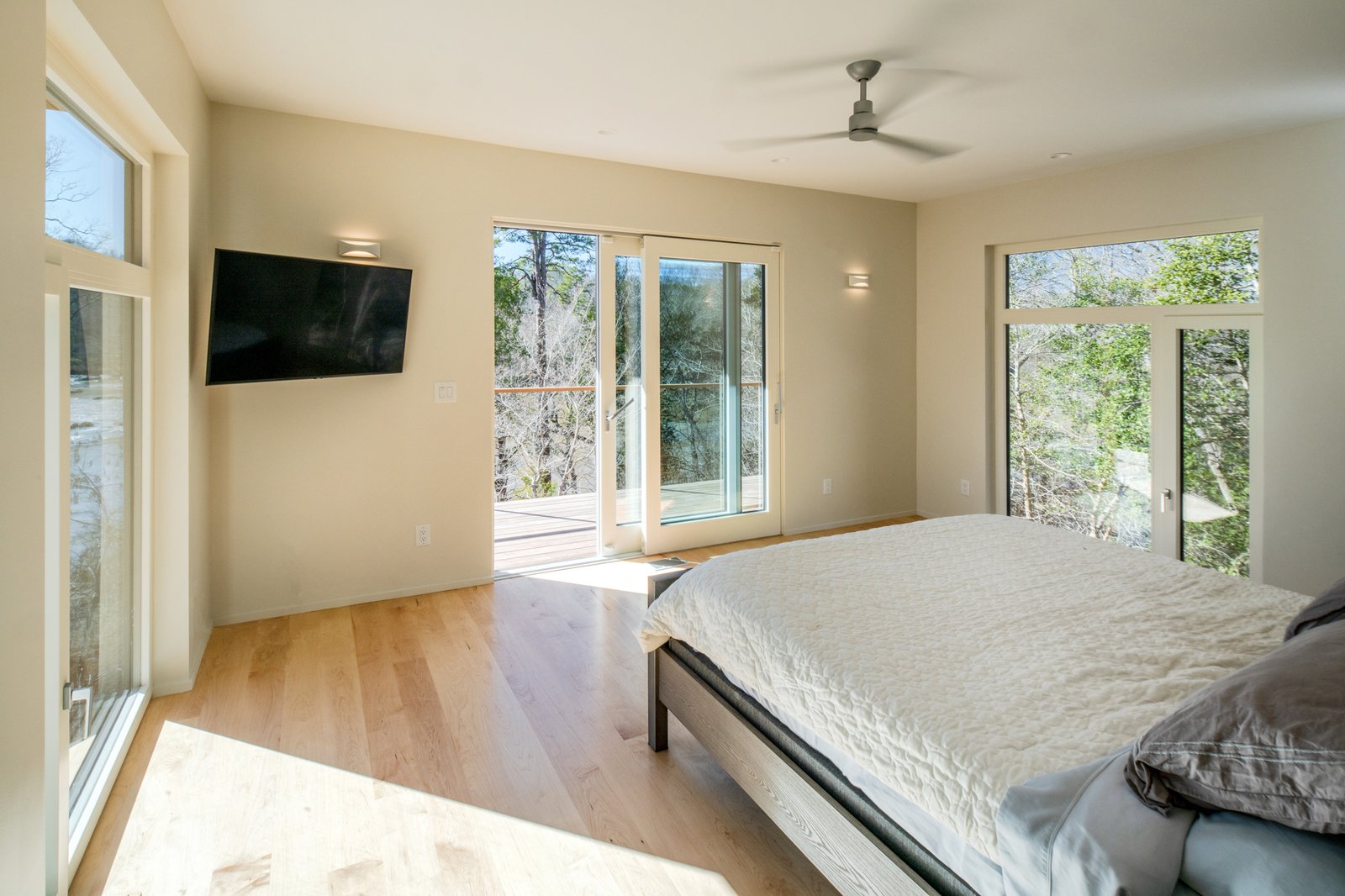 Photo 11 of 14 in Haw River Net Zero House by Arielle Schechter ...