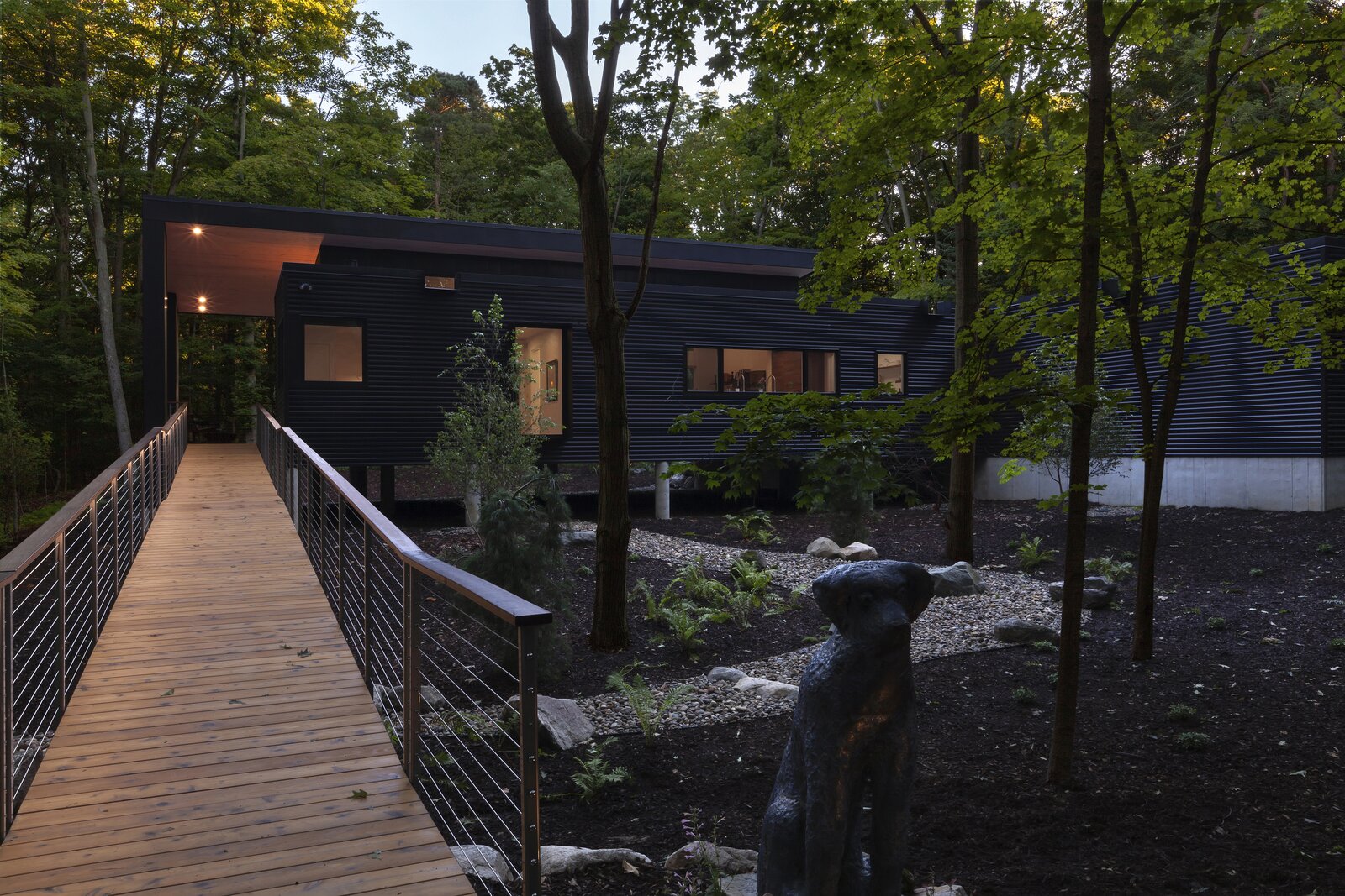 Photo 2 of 40 in Bridge House by HAUS | Architecture For Modern ...