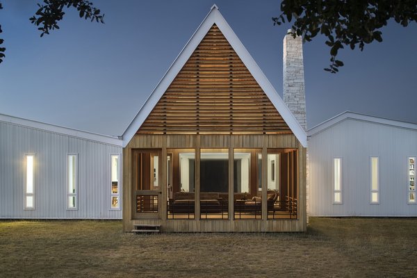 Best 23 Modern Exterior House Saltbox Roofline Design Photos And… - Dwell