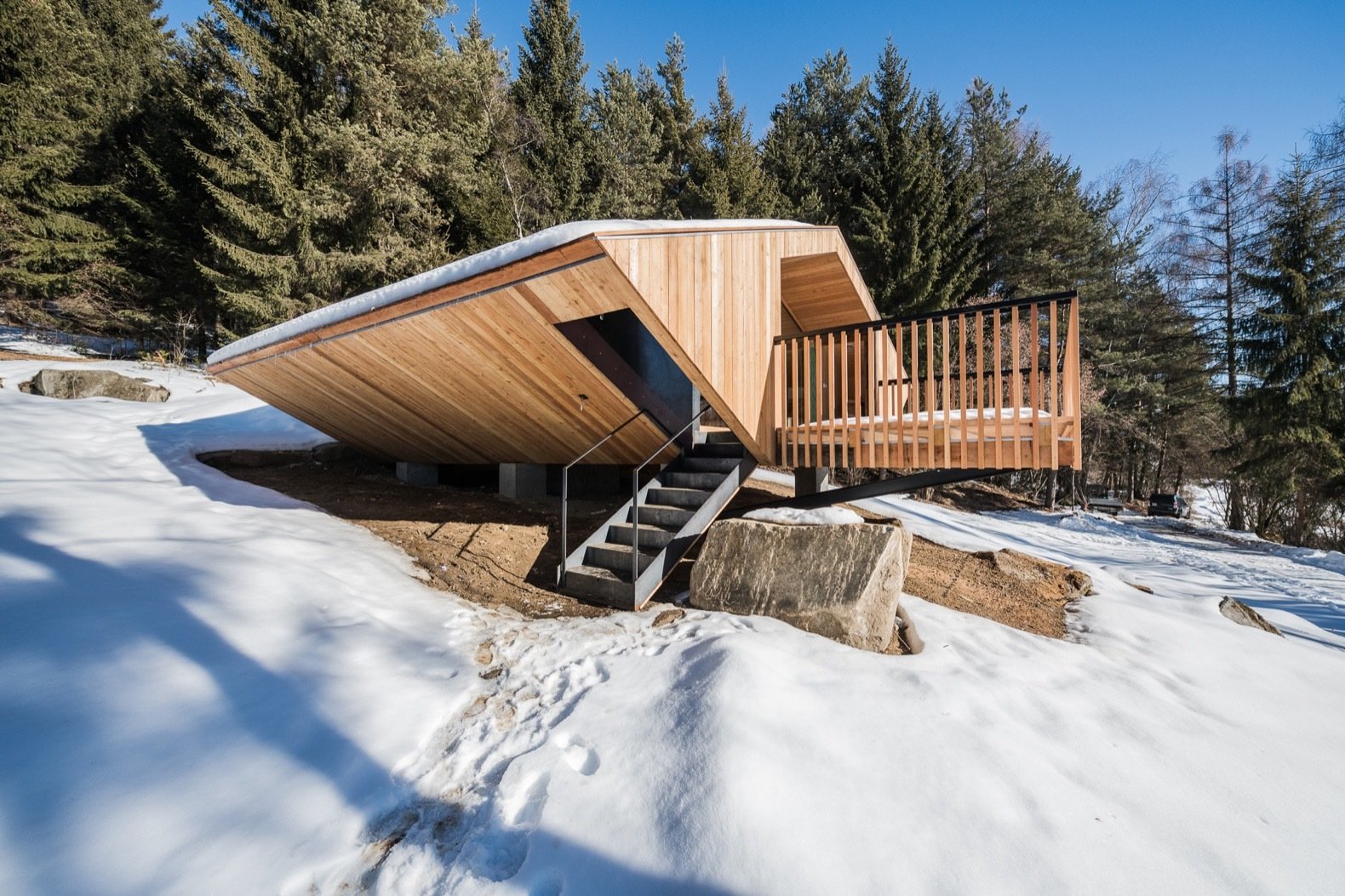 Photo 3 of 11 in A 1970s UFO House Gains a Glorious Renovation - Dwell