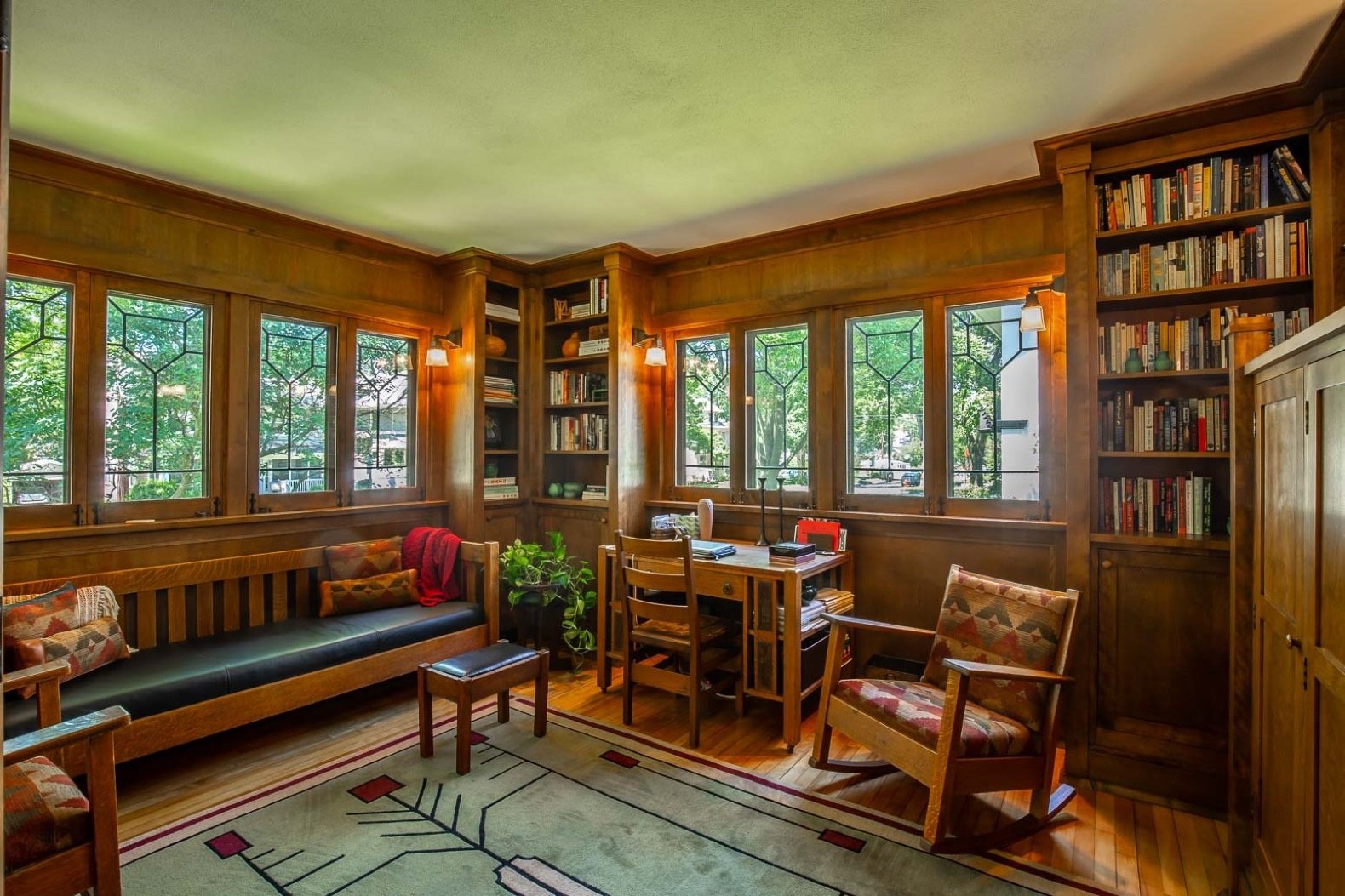 Photo 3 of 15 in Snatch Up This Rare Frank Lloyd Wright-Designed ASB ...