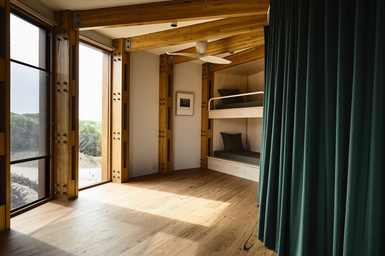 Photo 11 of 19 in A Circular Beach House in Australia Embraces Coastal ...