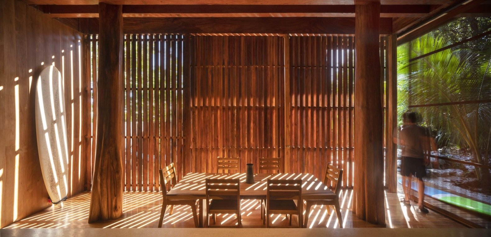 Photo 8 of 16 in An Olson Kundig Tree House Peeks Over the Treetops in ...