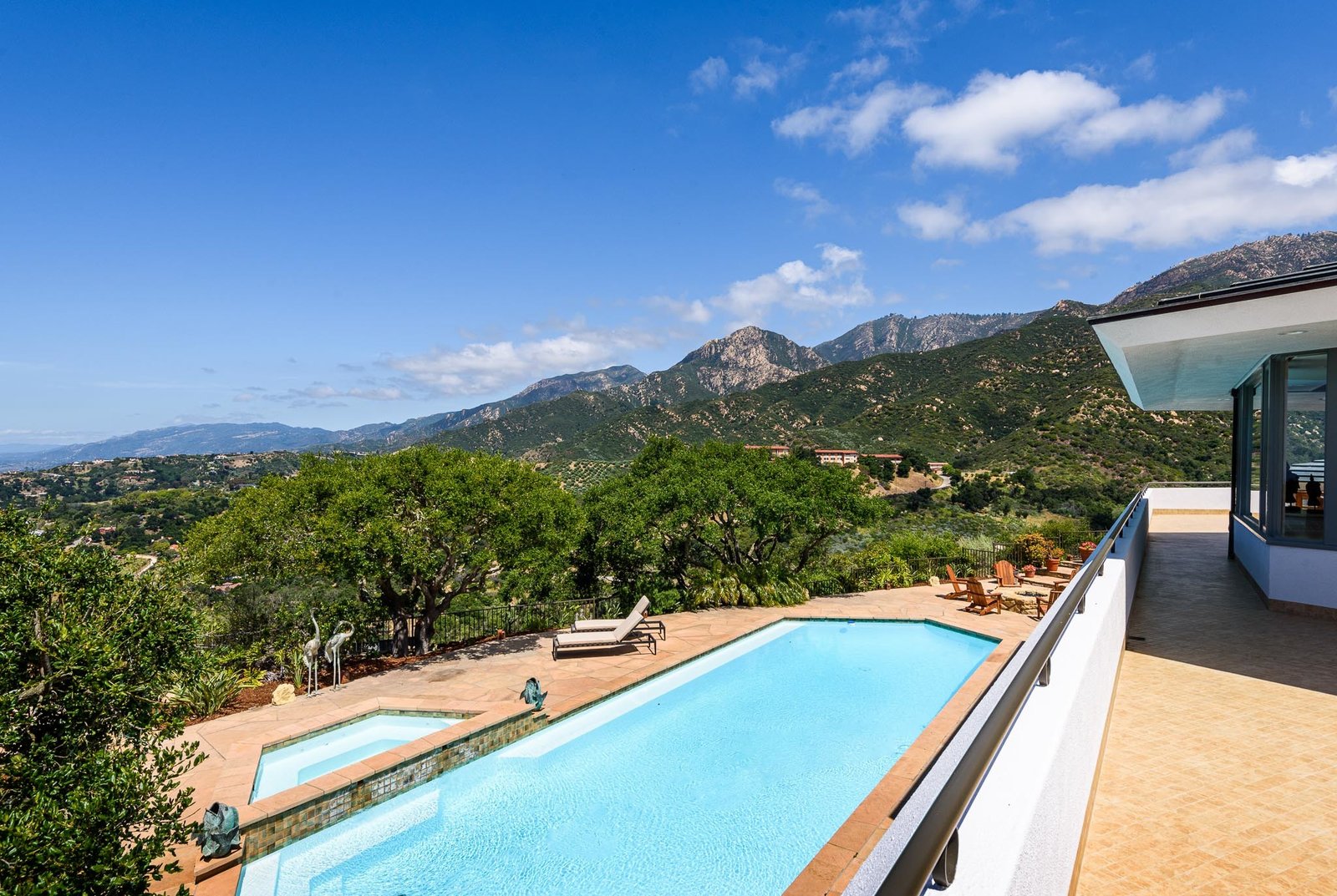 Photo 8 of 16 in George Michael’s Frank Lloyd Wright–Inspired Former ...