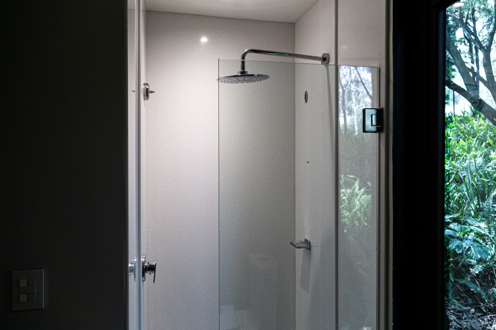 Photo 6 of 13 in These New Prefab Shipping Container Homes Can Be Built ...