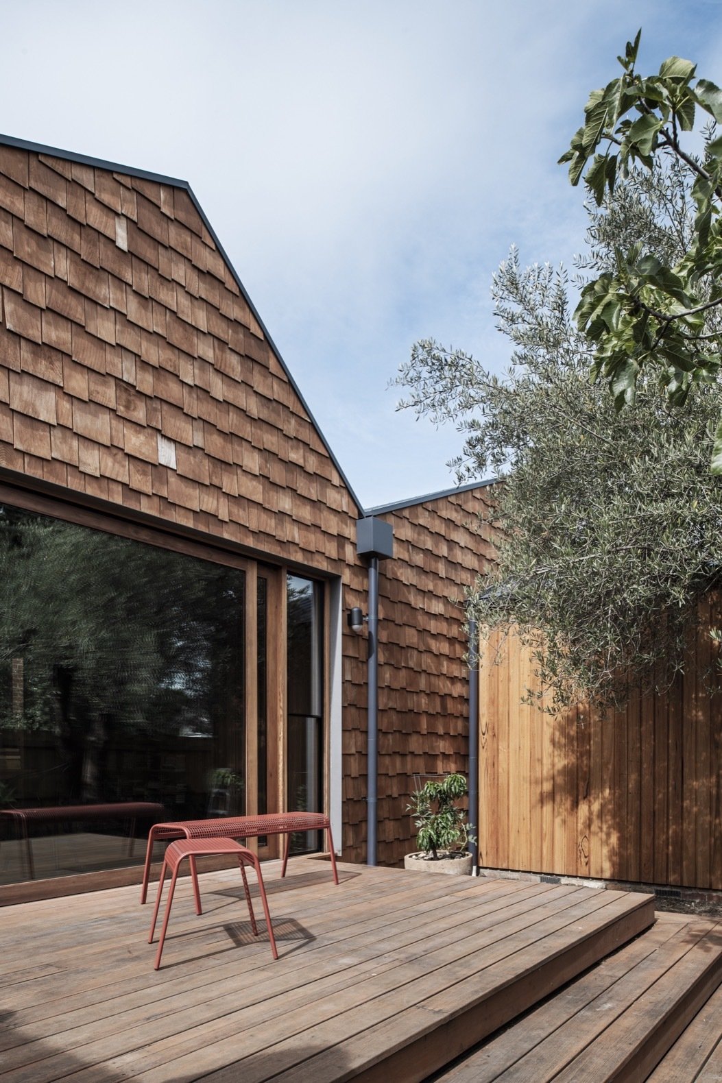 Photo 9 of 16 in A $437K Retrofit Turns a Dilapidated Edwardian Into a ...