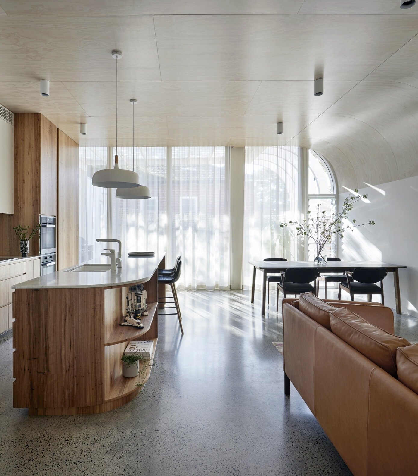 Photo 10 of 17 in An Art Deco–Inspired Extension Graces a 1930s Cottage ...