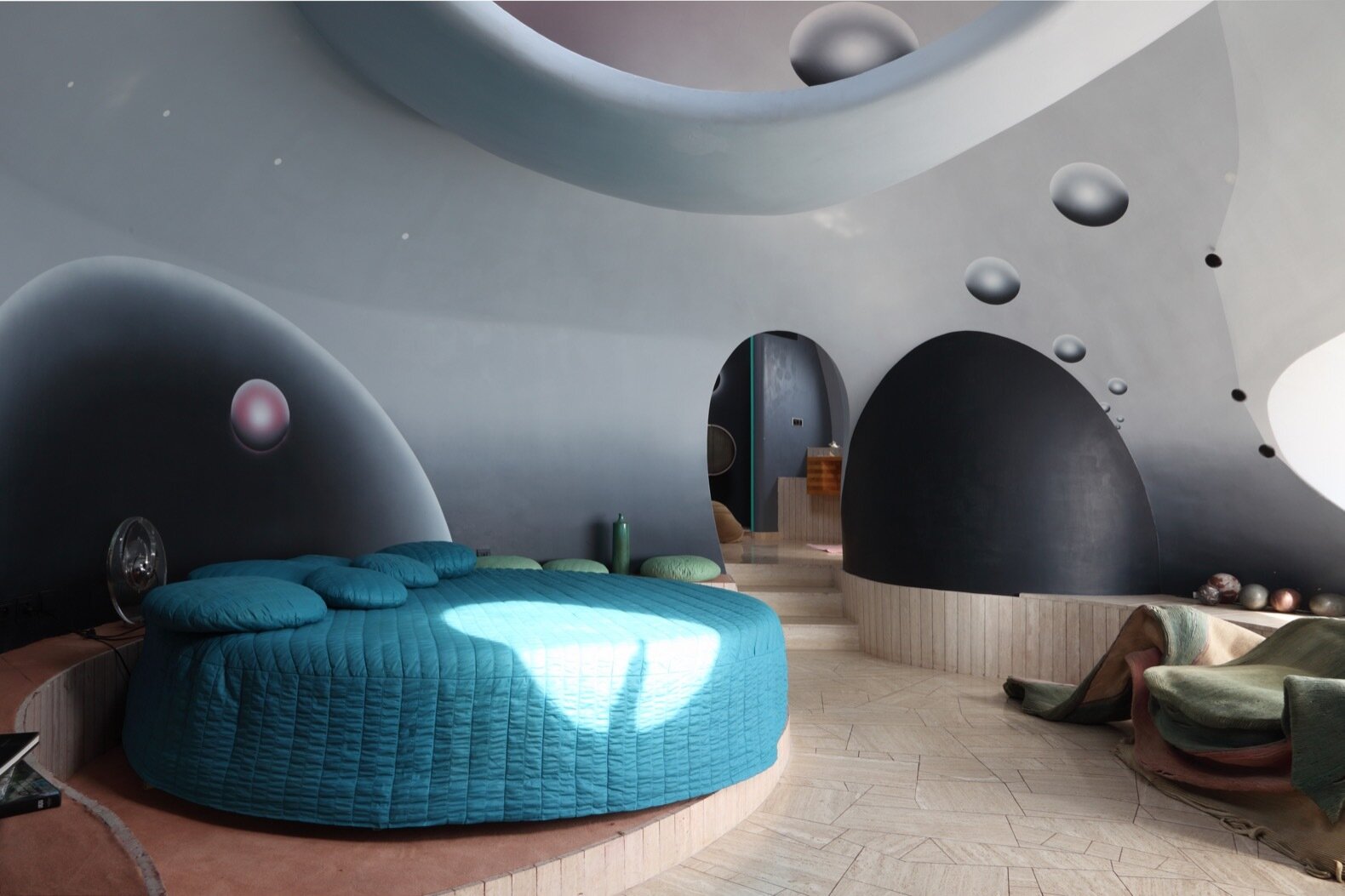 Photo 5 of 21 in Pierre Cardin’s Retro-Futuristic Bubble Palace in ...