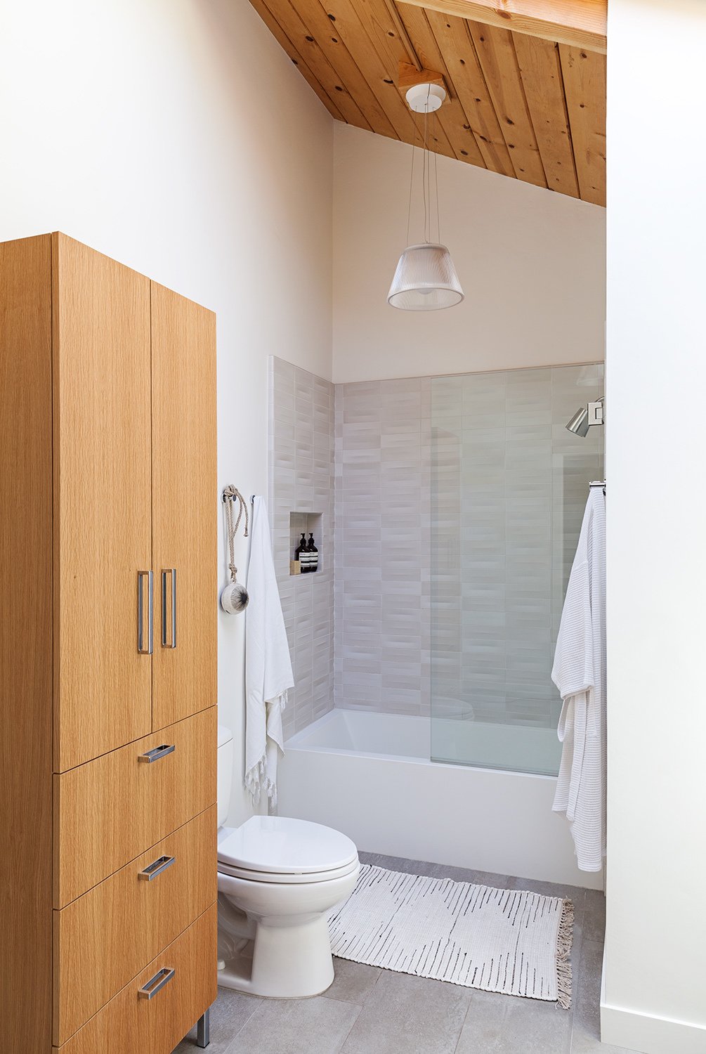 Photo 2 of 4 in Cruz by SVK Interior Design - Dwell