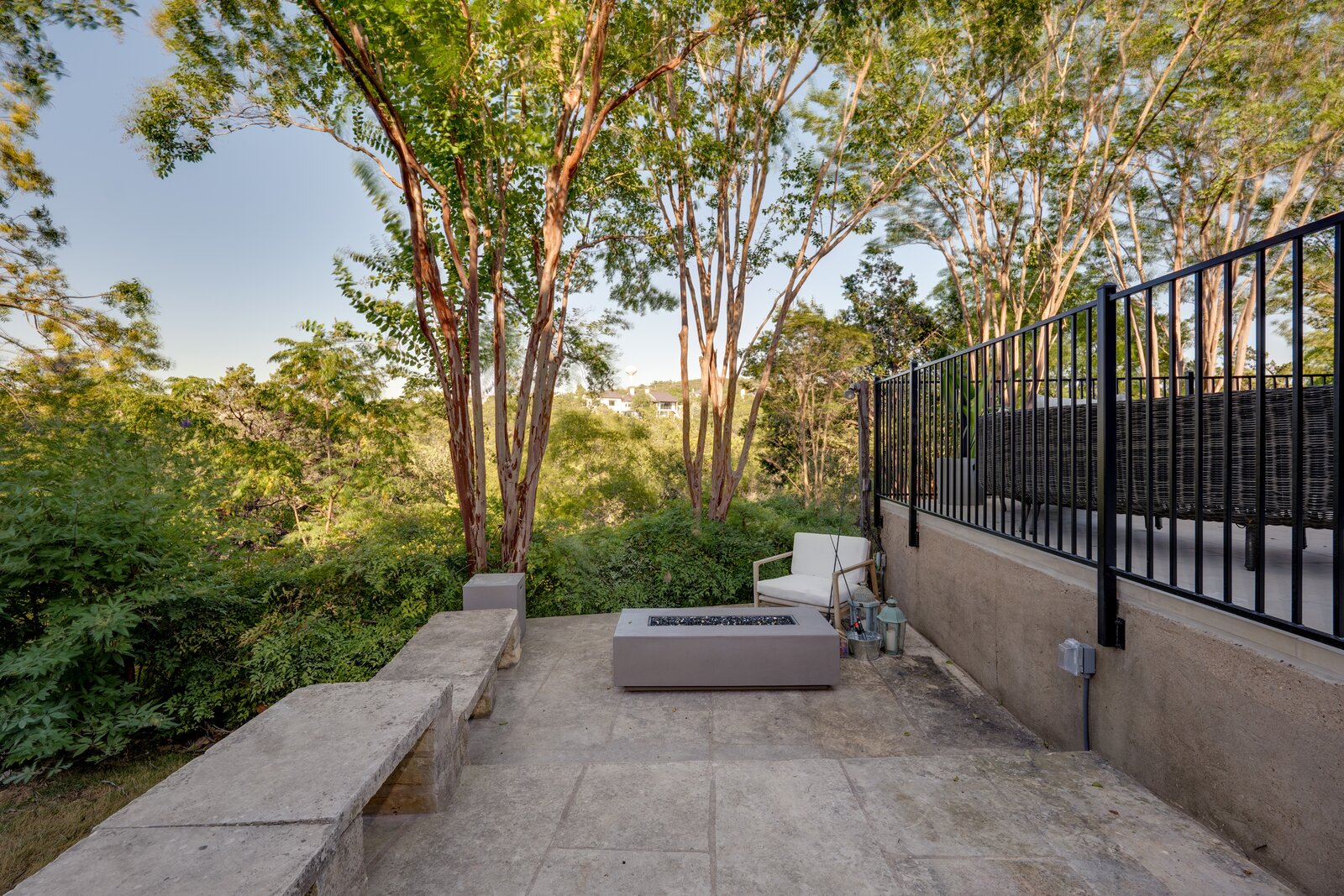 Photo 7 of 12 in This Austin, Texas Home Boasts a Color Palette ...