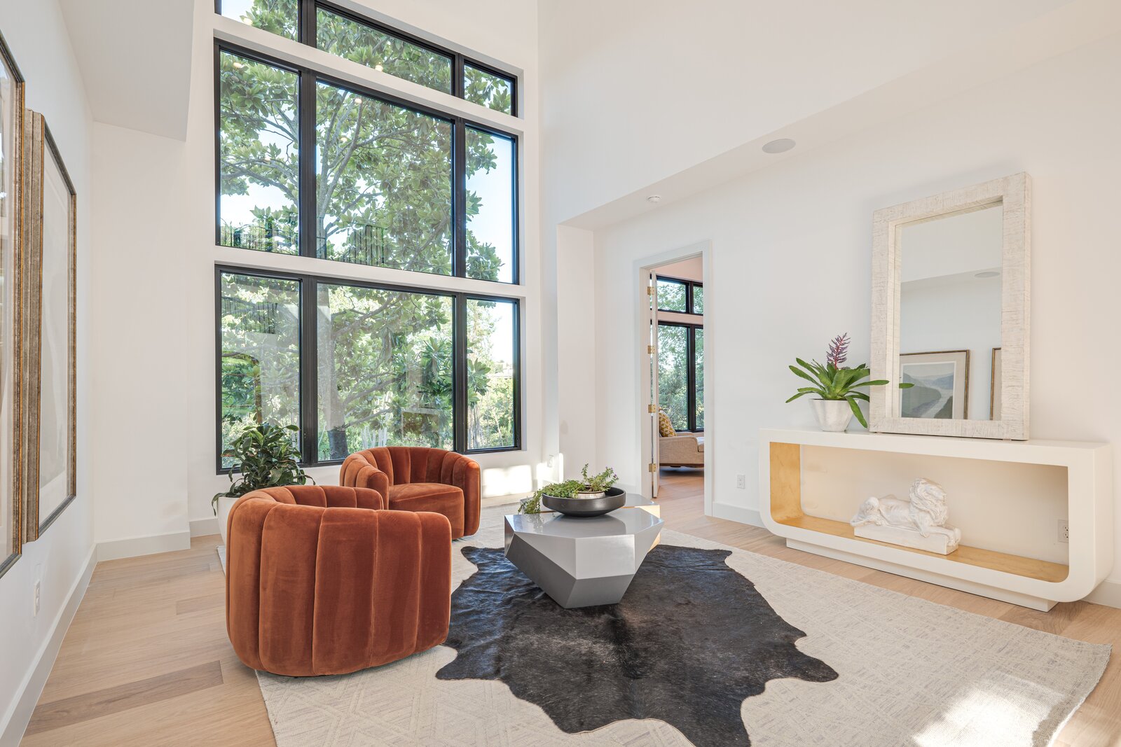 Photo 10 of 12 in This Austin, Texas Home Boasts a Color Palette ...