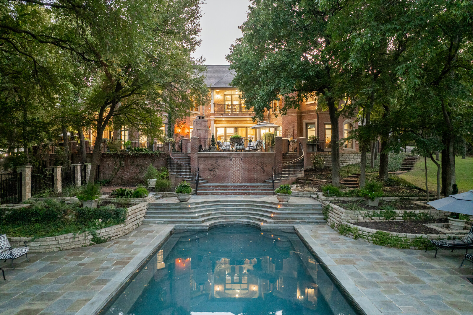 Photo 5 of 6 in This Texas Estate Comes with a Private Pickleball Court ...