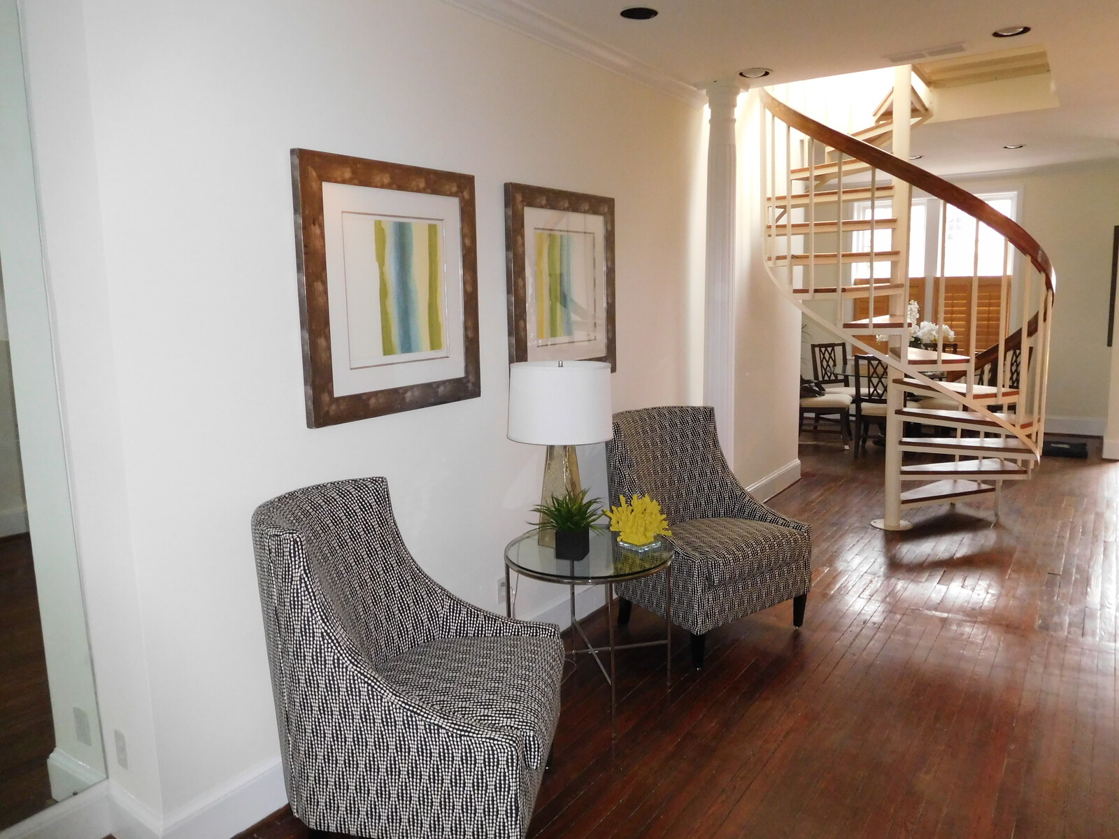 Photo 3 of 4 in The Doyle House by ileana schinder - Dwell