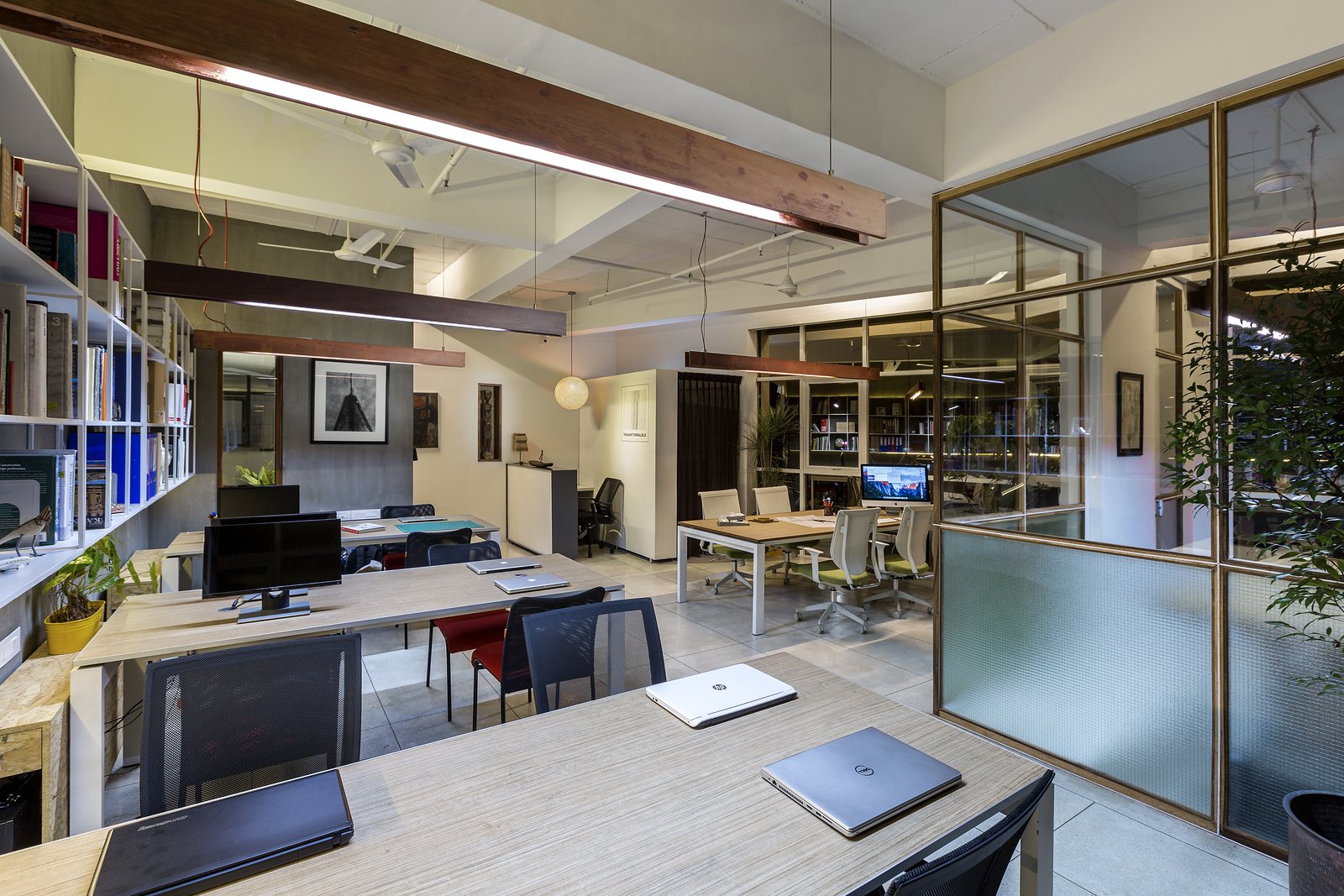 Photo 4 of 6 in The Little Space , 600 Sq.Ft Architects Office Space ...