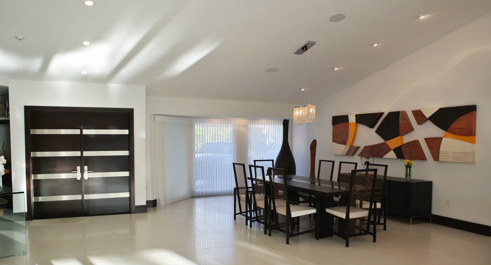 Photo 4 of 36 in Doral Estate House by PG Studio Inc. - Dwell