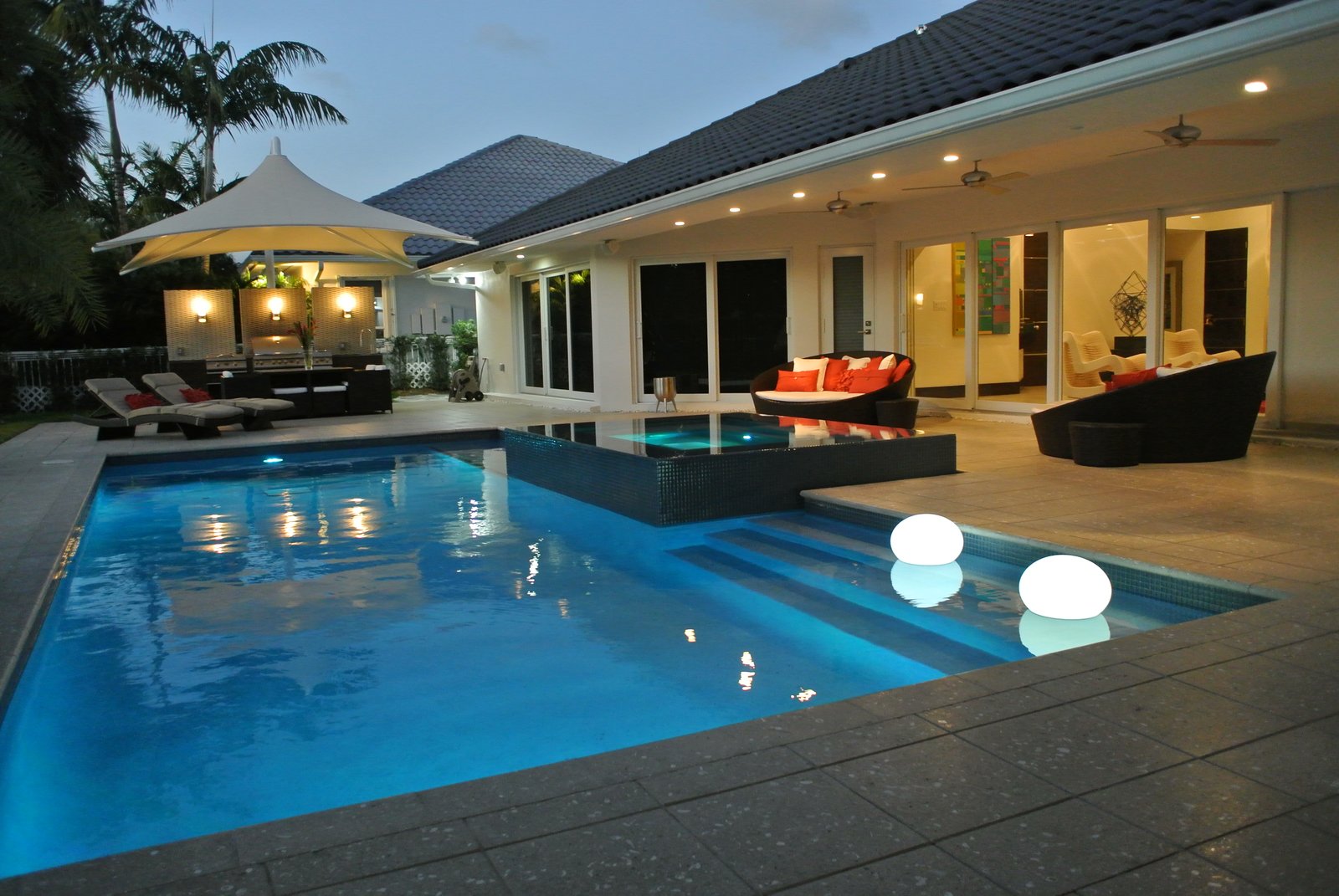 Photo 1 of 36 in Doral Estate House by PG Studio Inc. - Dwell