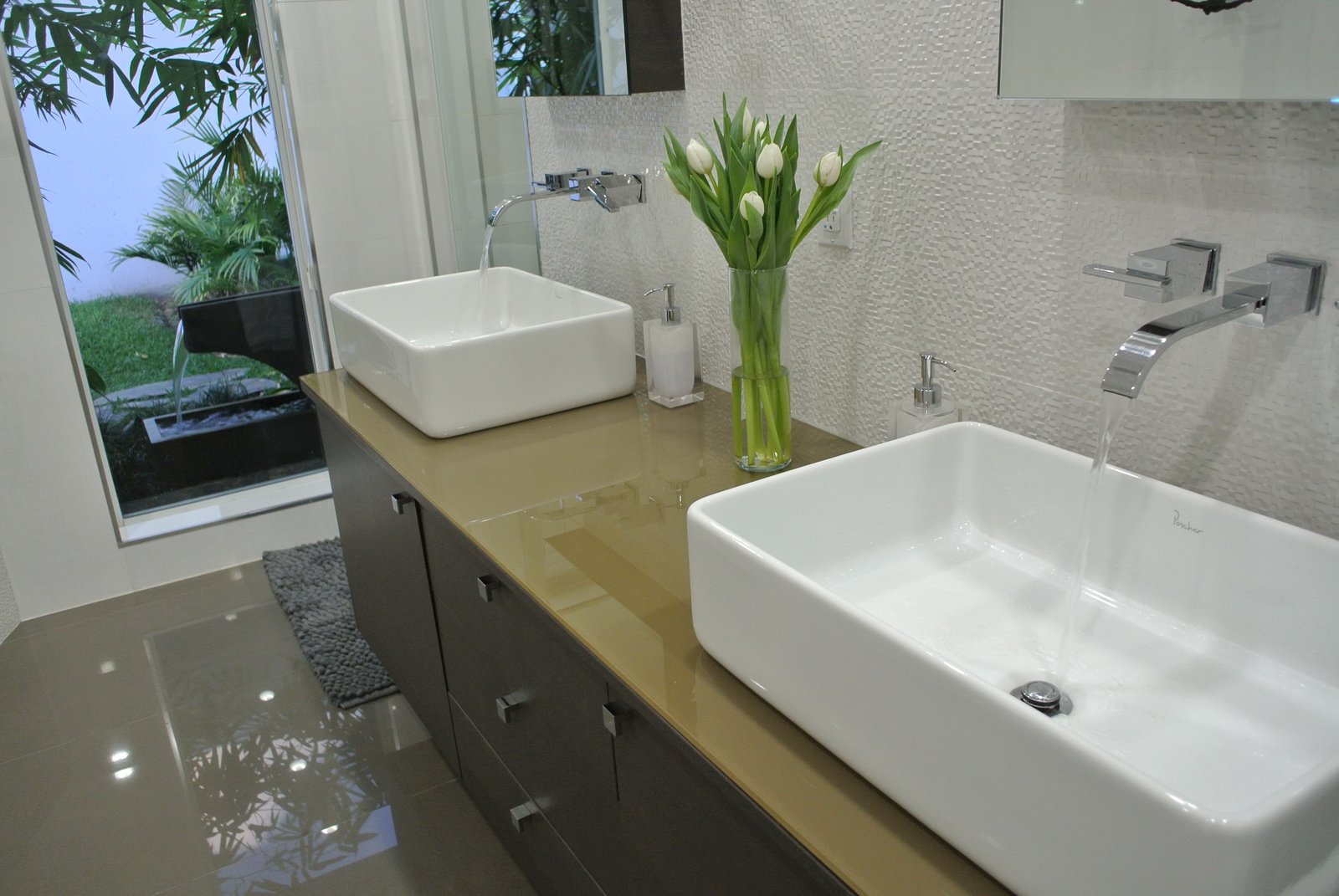 Photo 1 of 36 in Doral Estate House by PG Studio Inc. - Dwell