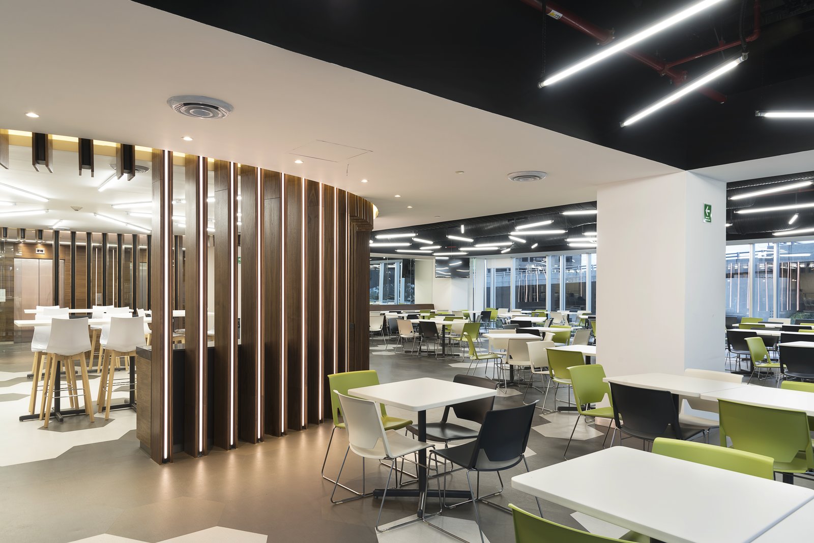 Photo 7 of 11 in Fermaca Offices by Alianzas Estrategicas - Dwell