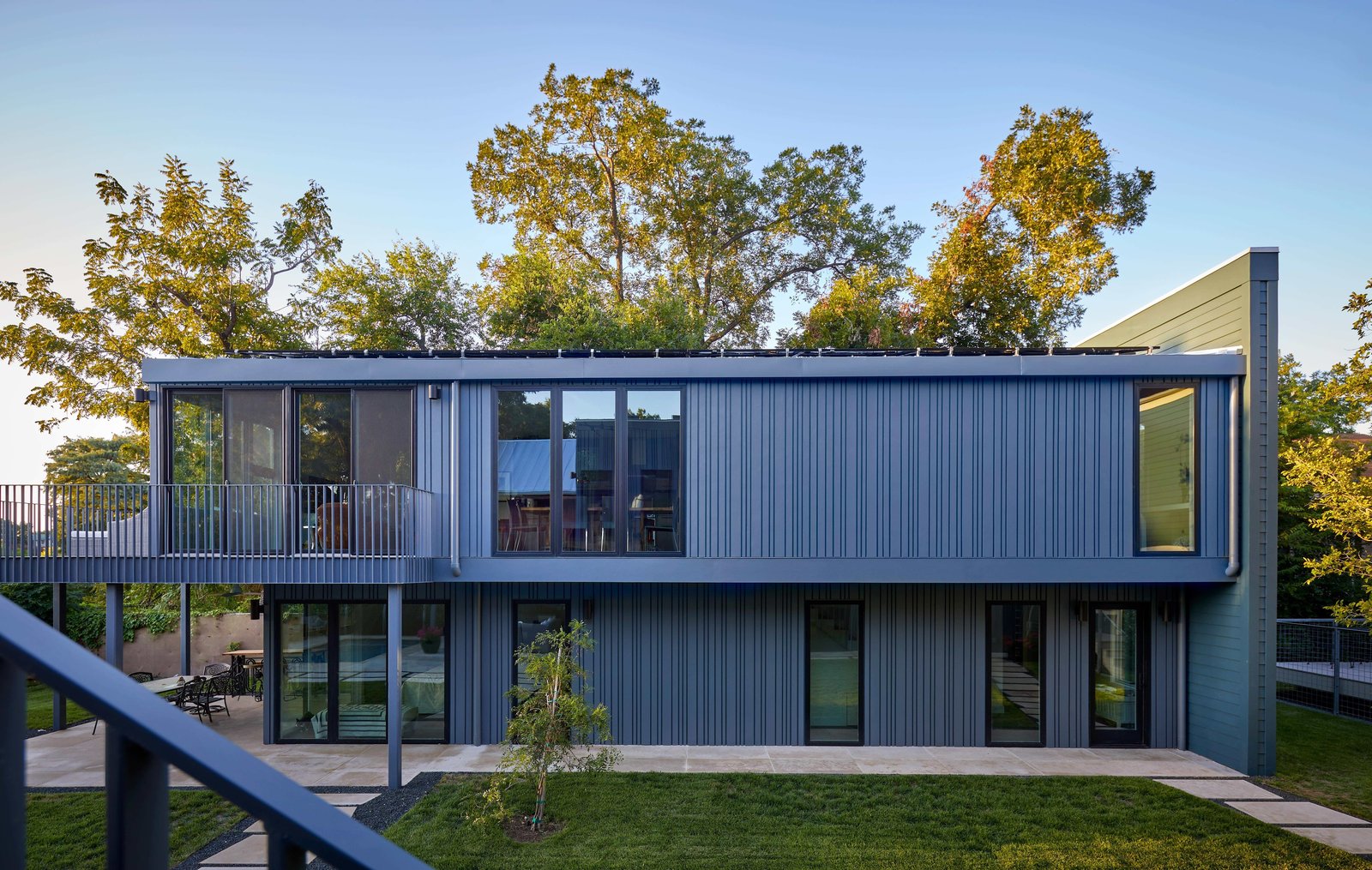 Photo 11 of 14 in Family Enclave by Stephen Wanta - Dwell