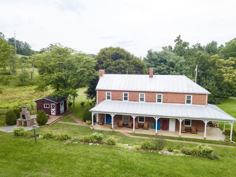 Photo 3 of 25 in Modern 1850s Farmhouse by Ryanne & Jay - Dwell