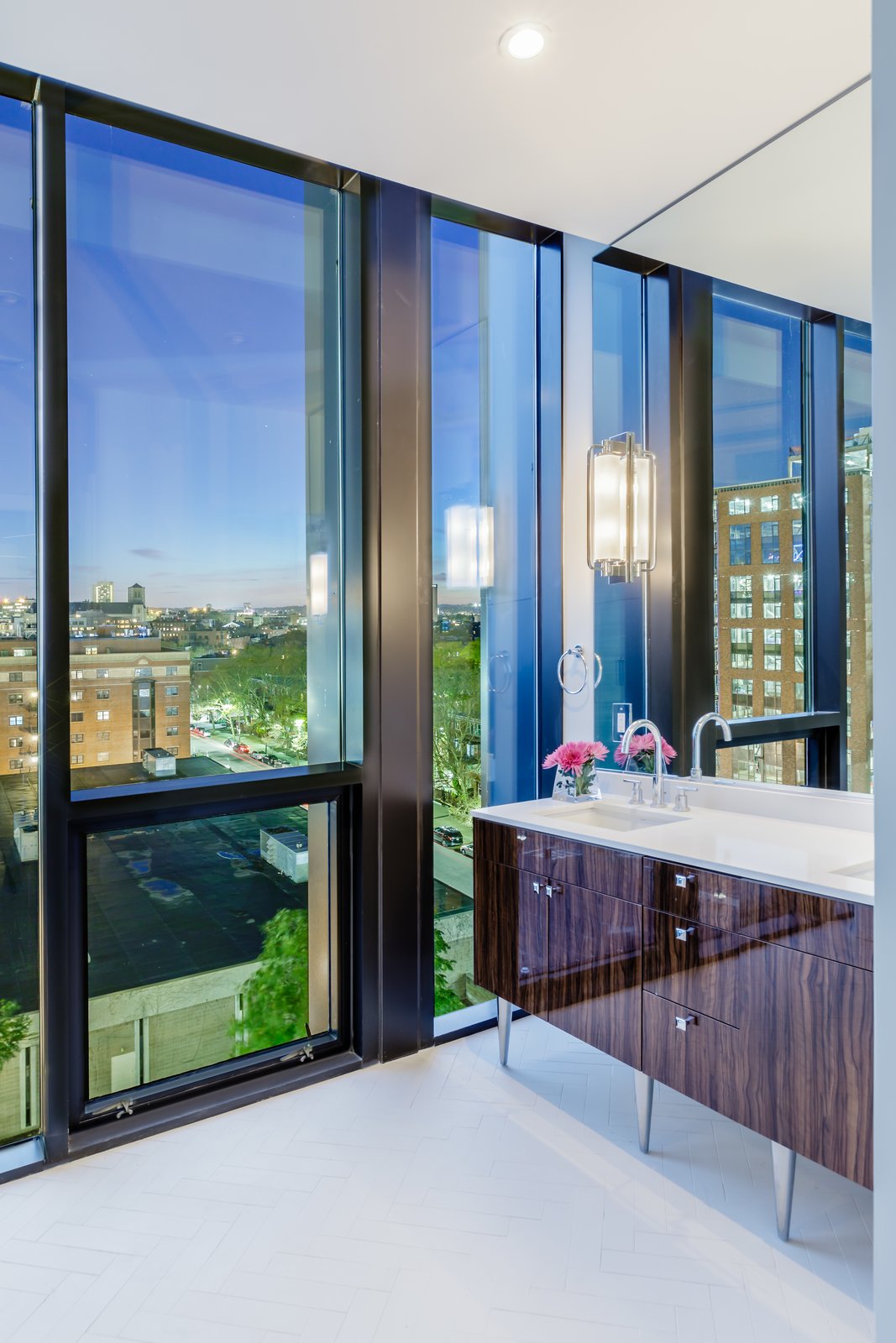 Photo 7 of 17 in The Lucas - Church-Turned-Luxury Condo by J Davis - Dwell